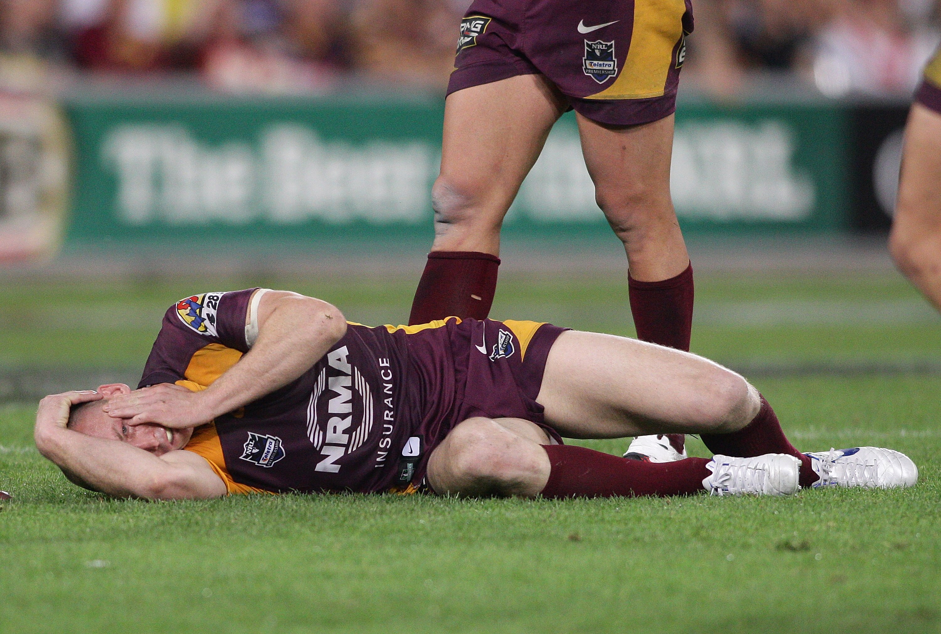 Lockyer 'risks eyesight' by playing - ABC News