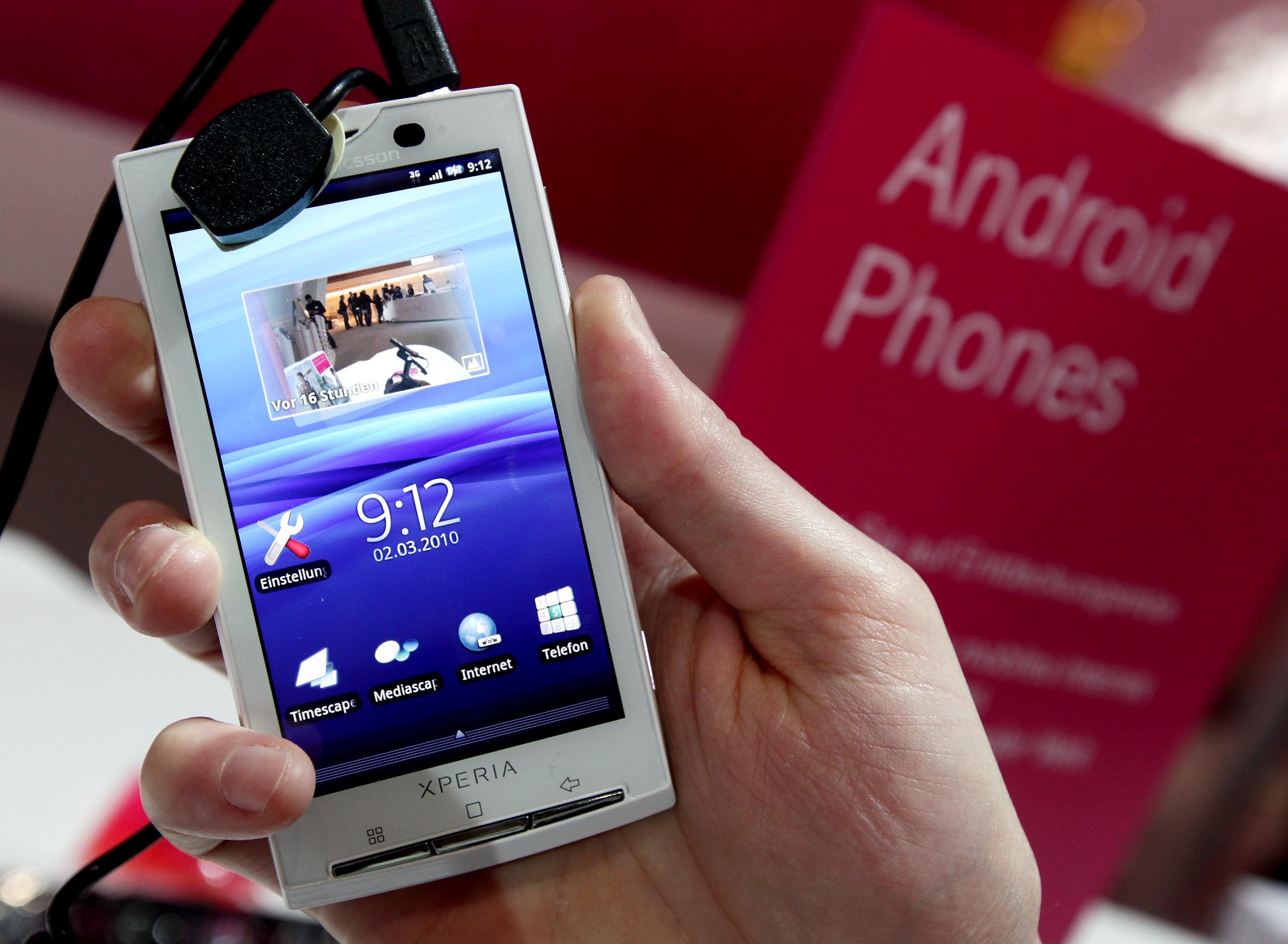 Mobile phones a mixed blessing - ABC listen