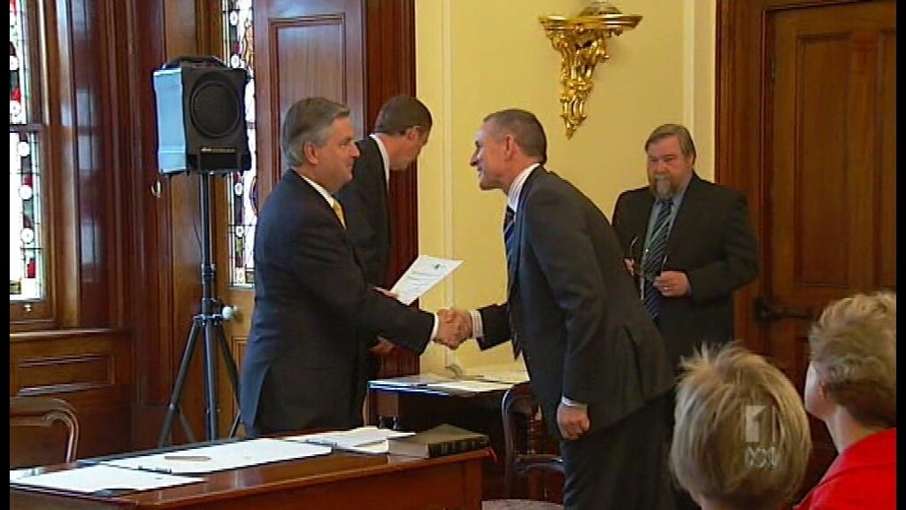 New faces as Weatherill takes reins in SA - ABC News