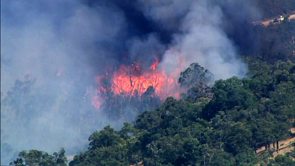 Bullsbrook bushfire threat as intense winds north of Perth predicted to ...