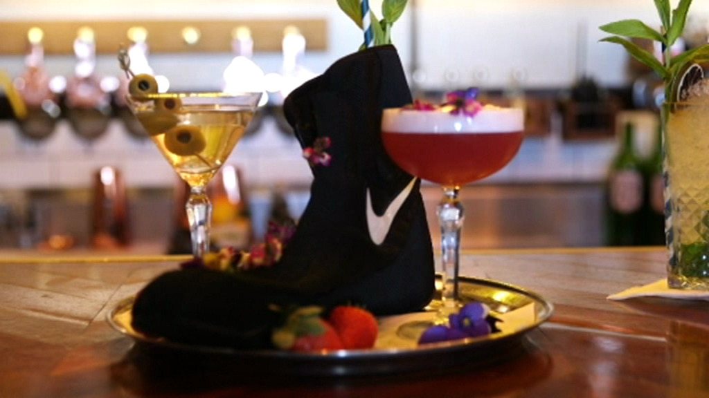 The shoey: Why it's a bad idea to copy Daniel Ricciardo's F1 podium ...