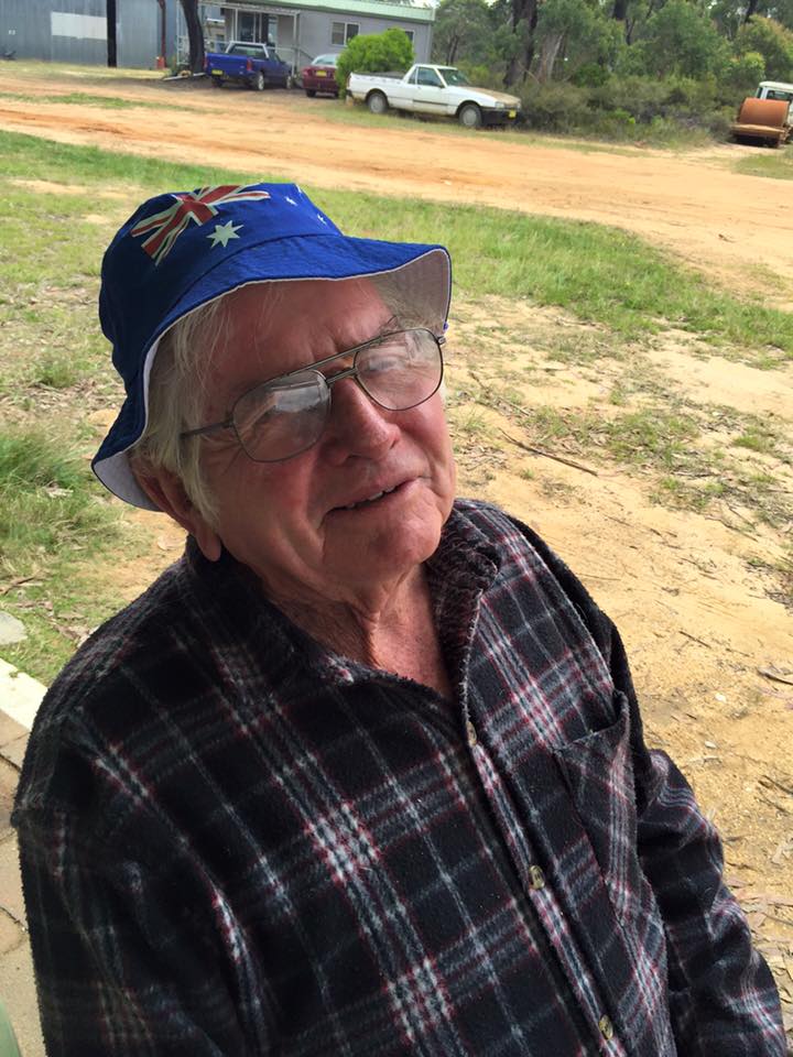 Tributes flow for 'good bush pilot' killed in Blue Mountains light ...