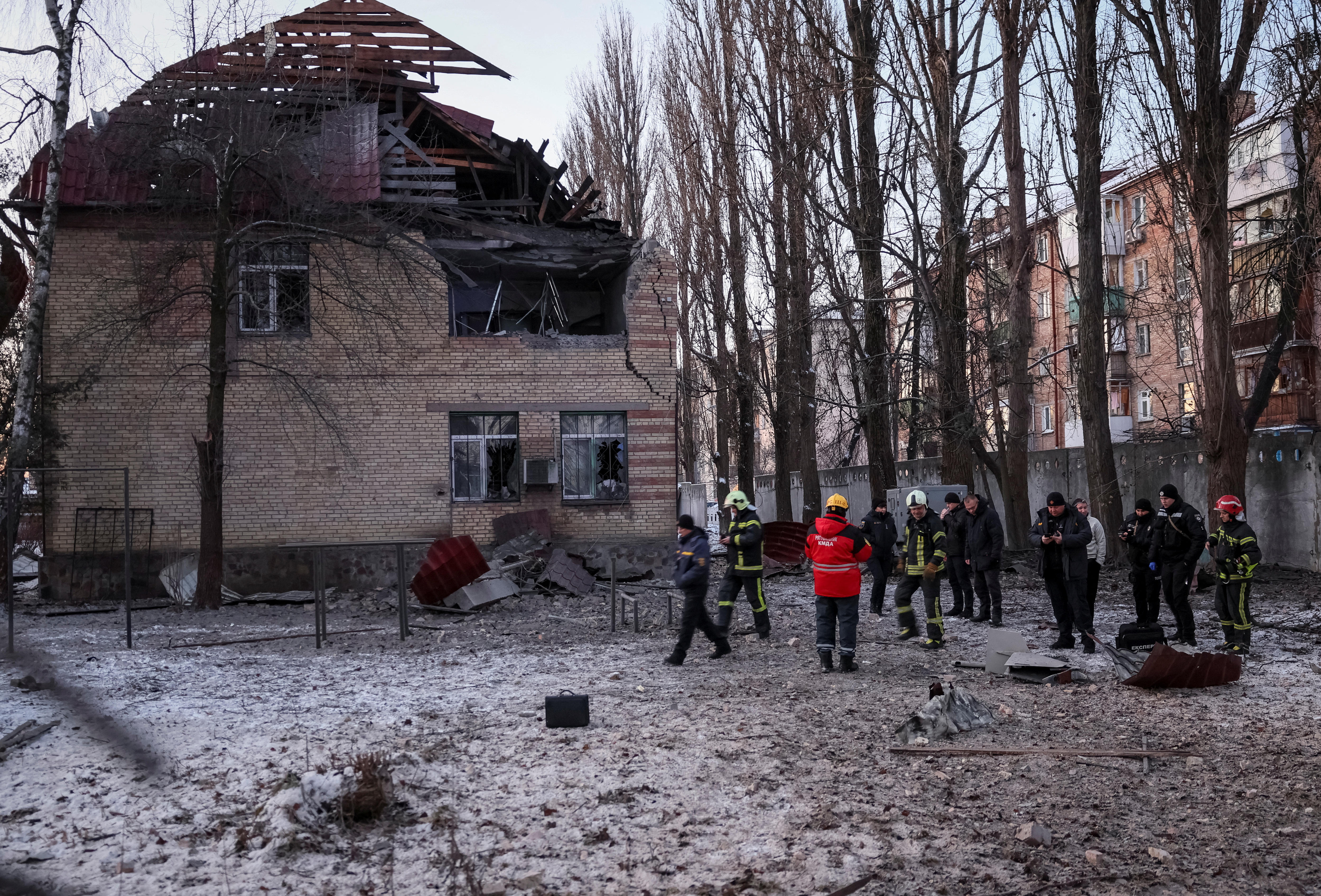 Ukrainian authorities report explosions in Kyiv after drone attacks - ABC News