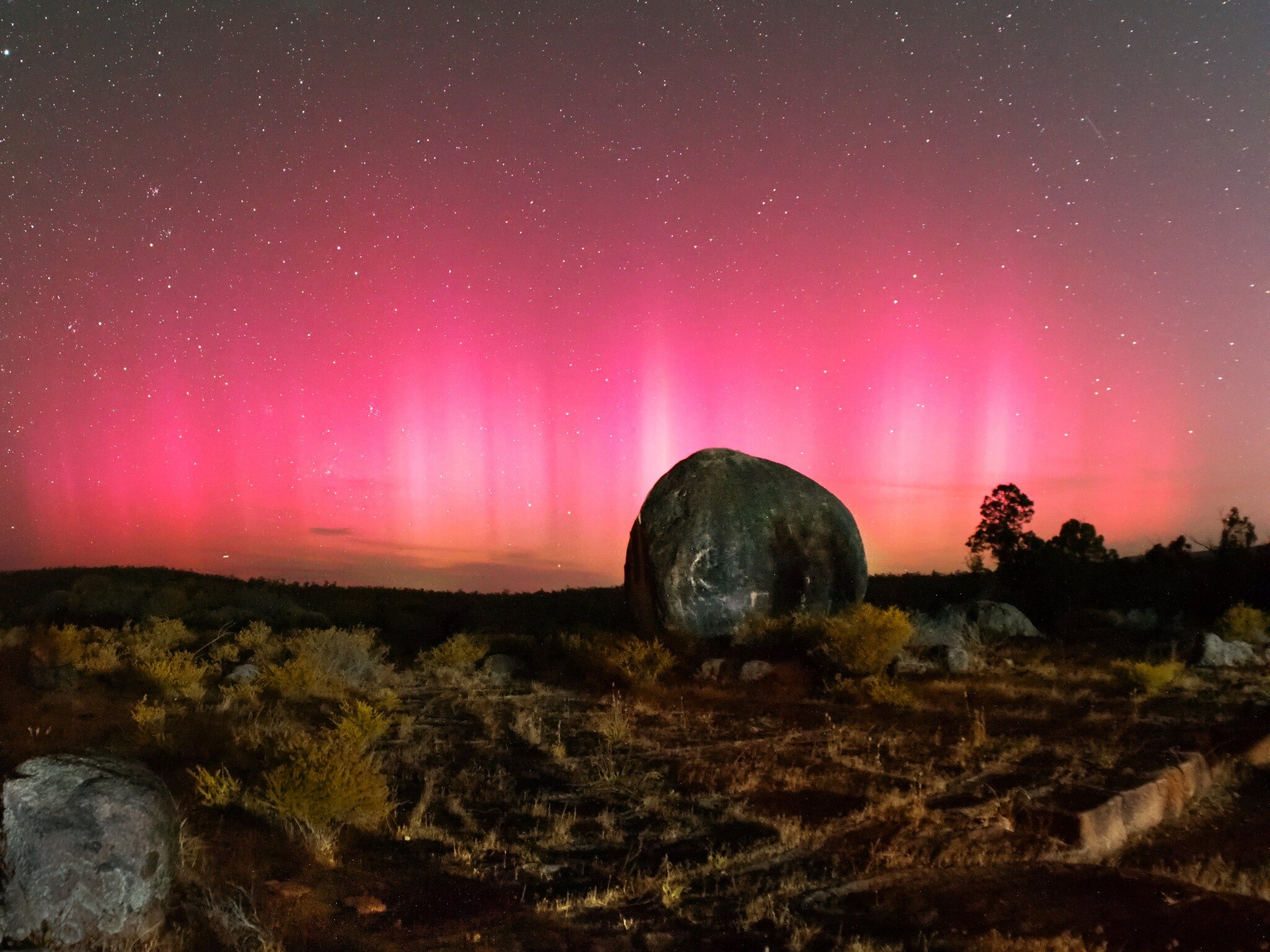Aurora Australis 'sparkles' across Australian skies as far north as ...