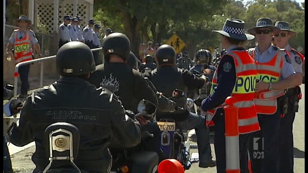SA police watch over bikies' annual ride - ABC News