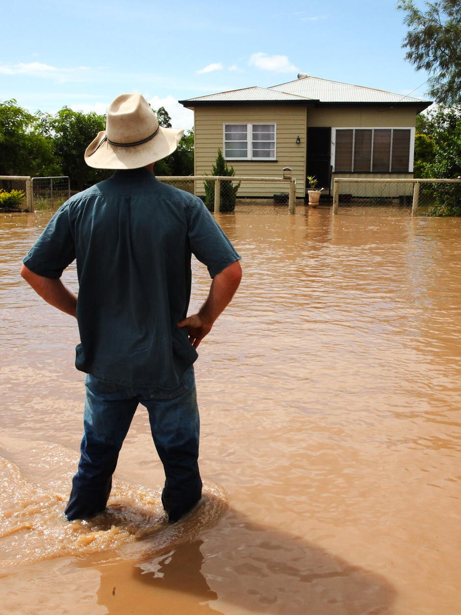 Opinions divided on flood report in Lockyer Valley - ABC News