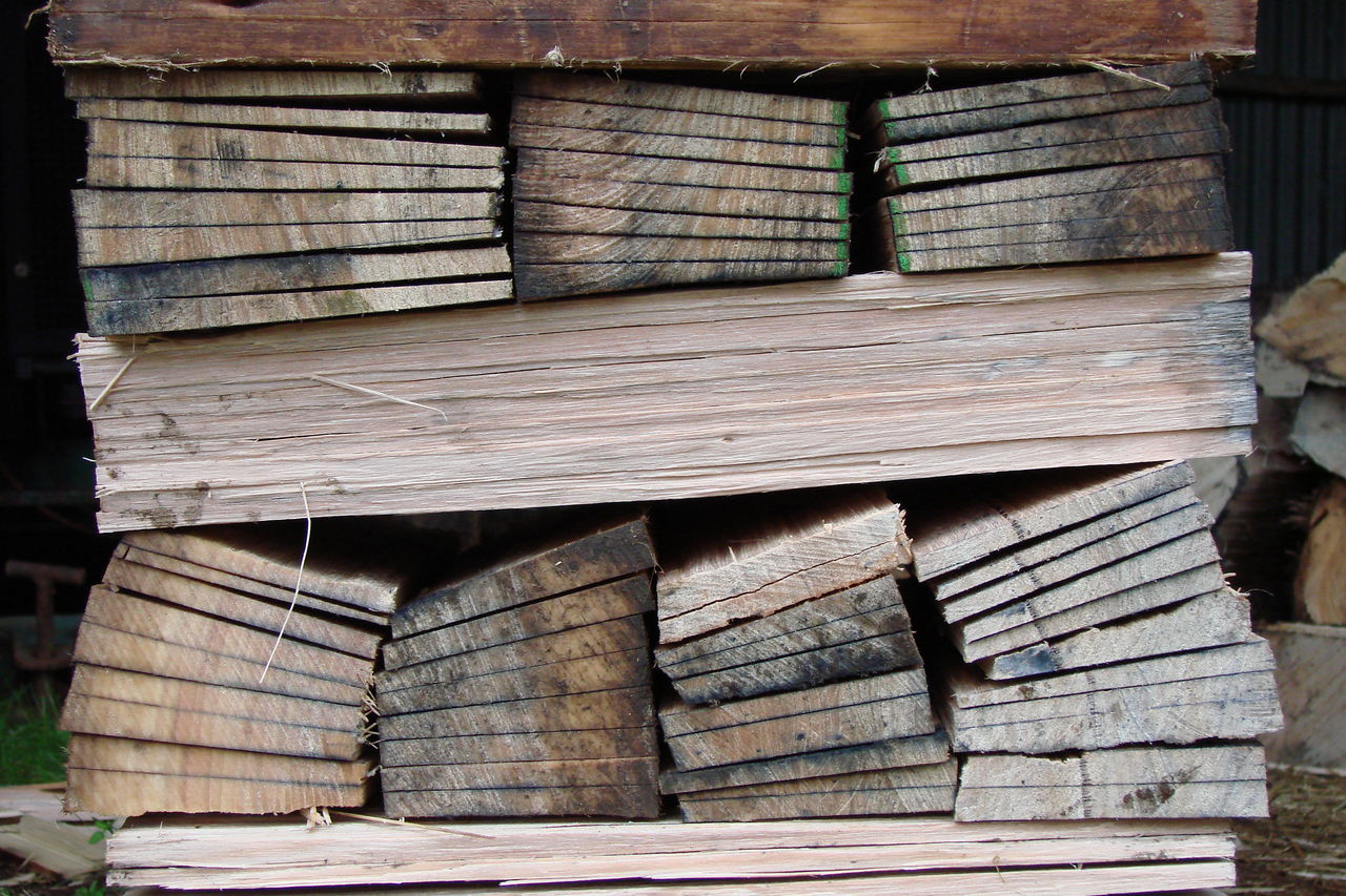 Shingle splitting like cutting butter, for Jack - ABC News