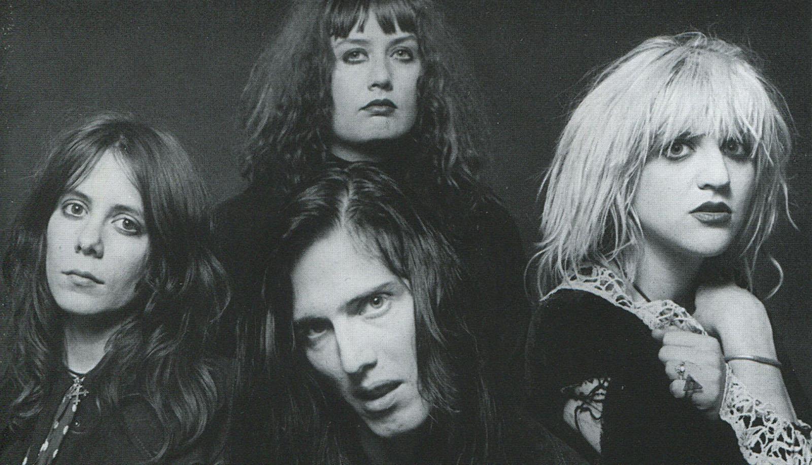 Grunge put the rock'n'roll dream within reach - Double J