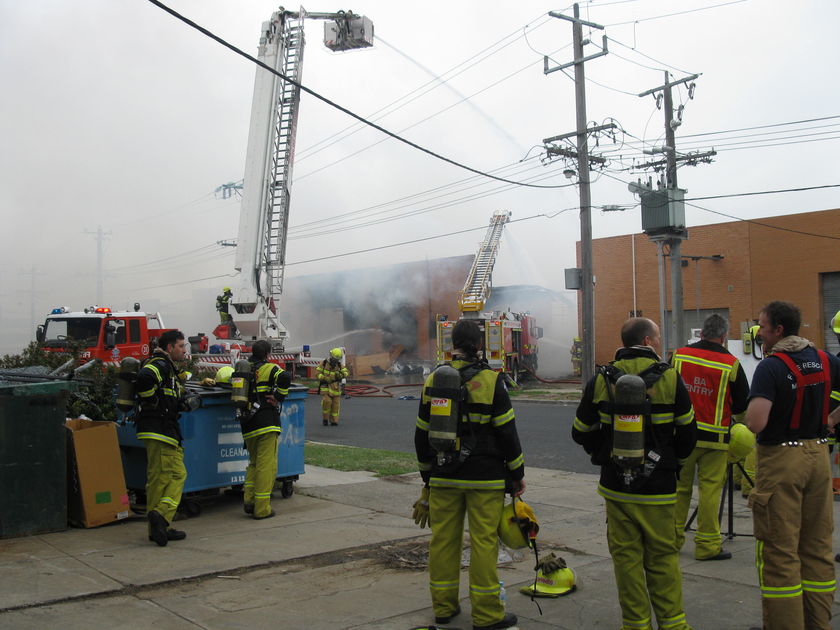 Chemicals may have started Moorabbin blaze - ABC News