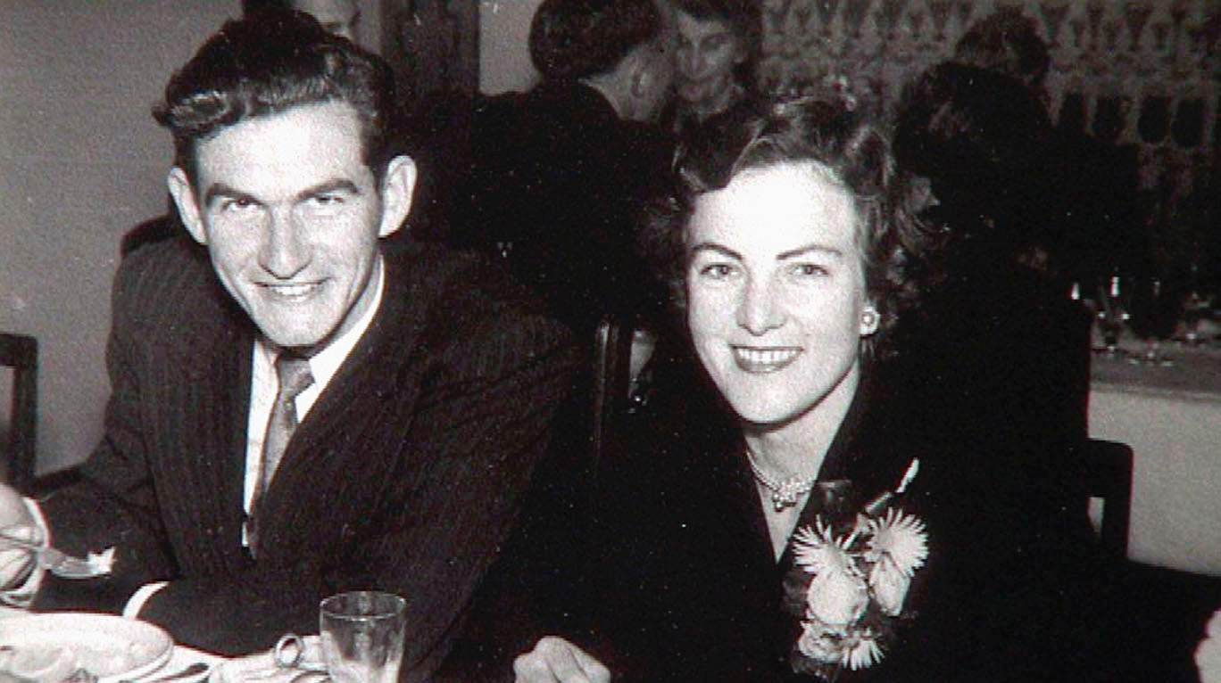 Hazel Hawke, the ex-wife of former PM Bob, dies after dementia ...