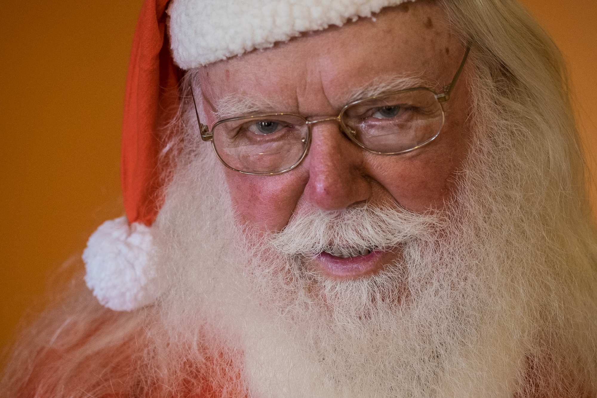 Santa of Seven Hills hears Christmas wishes of more than 100,000 Sydney ...