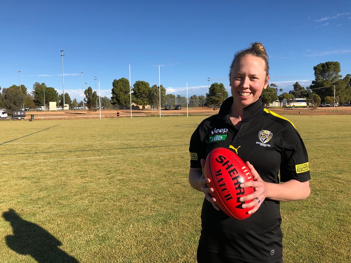 Outback mum who does a 14-hour round trip to play footy aims to be a ...