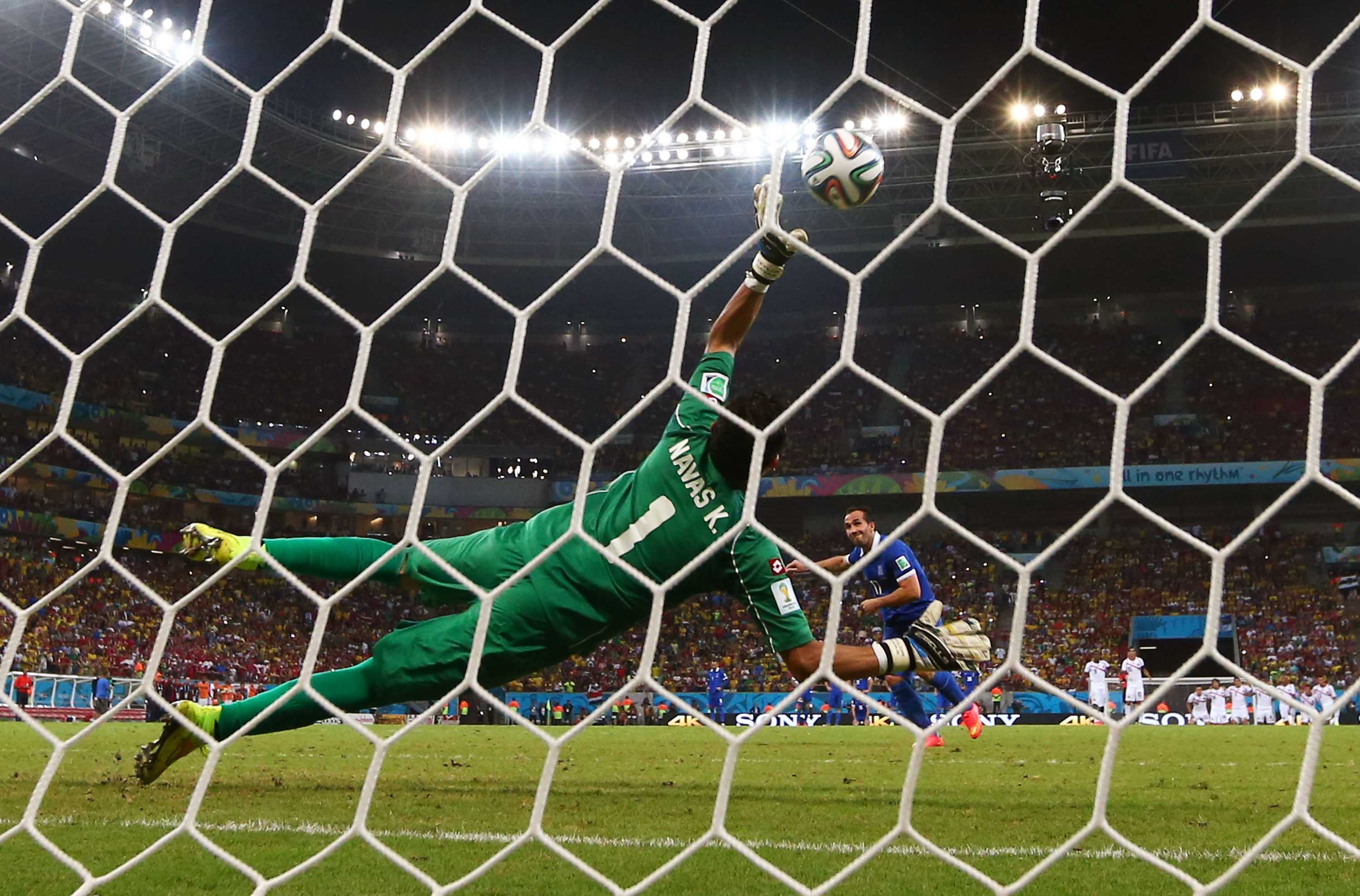 World Cup 2014: Costa Rica's Keylor Navas praised after goalkeeping ...