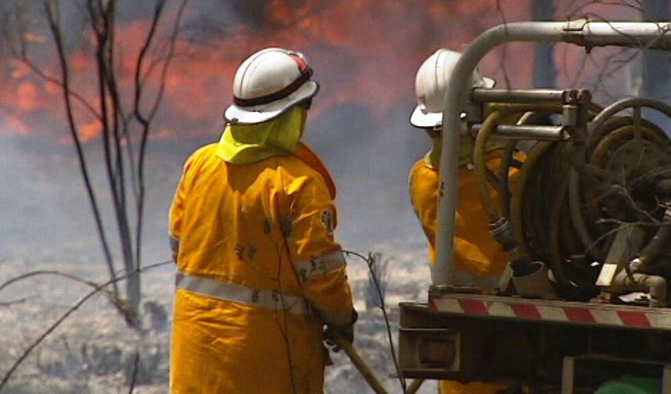Heightened fire alert for Perth, regional WA as hot spell continues ...