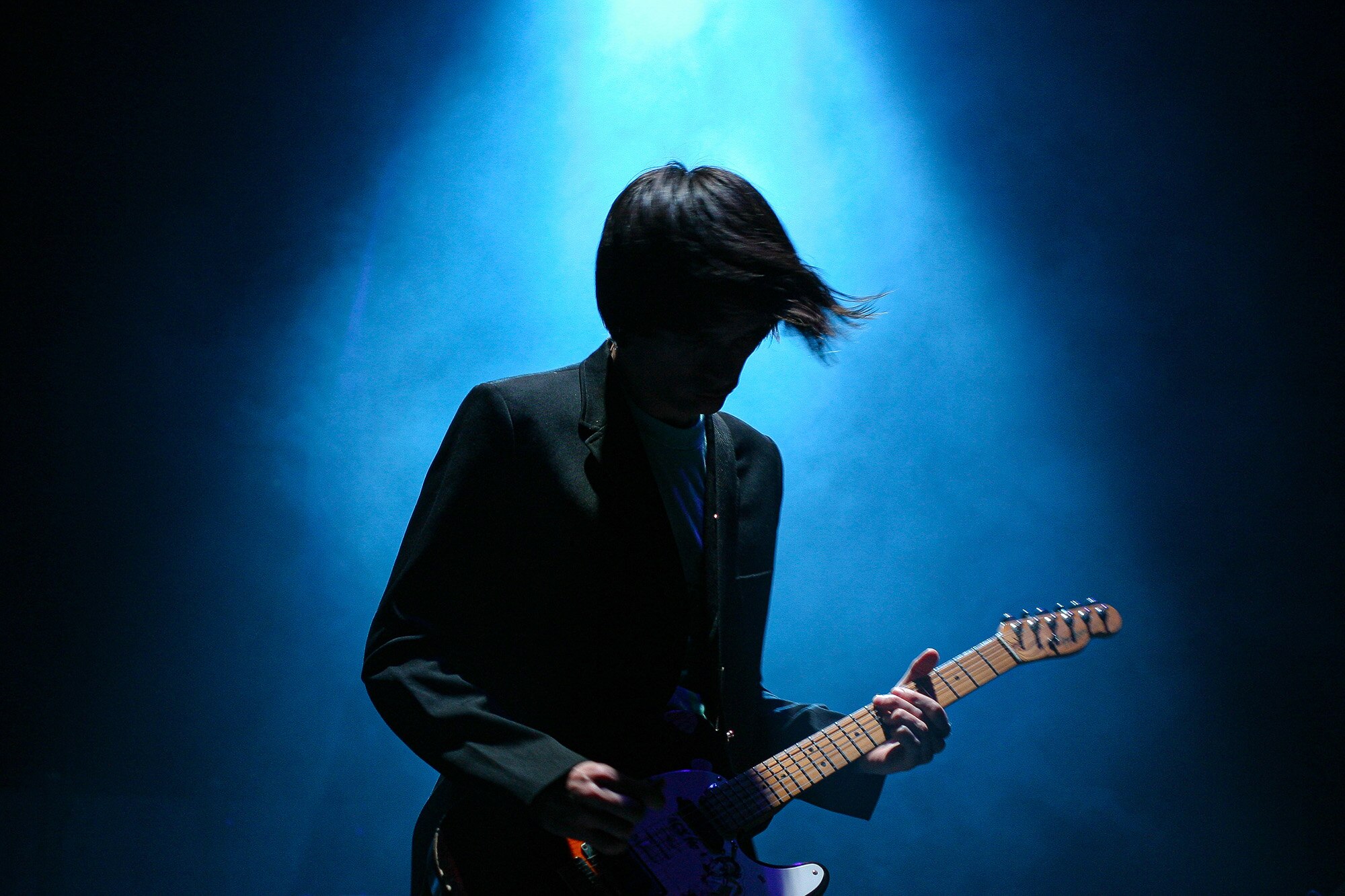 Behind-the-scenes of triple j photographers’ favourite live music moments