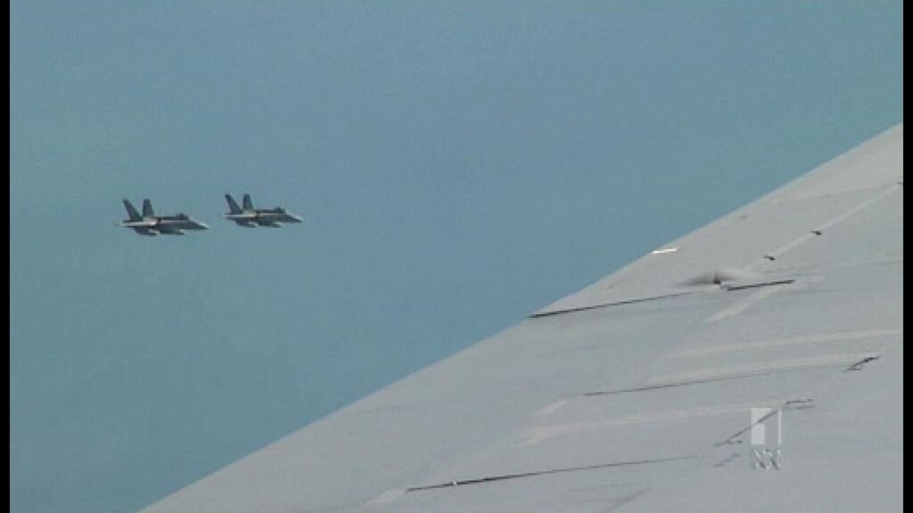 Flying fuel tankers keep jets airborne - ABC News