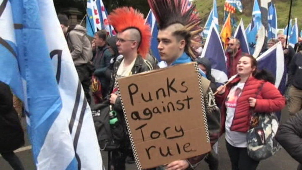 Thousands march in Edinburgh for Scottish independence - ABC News