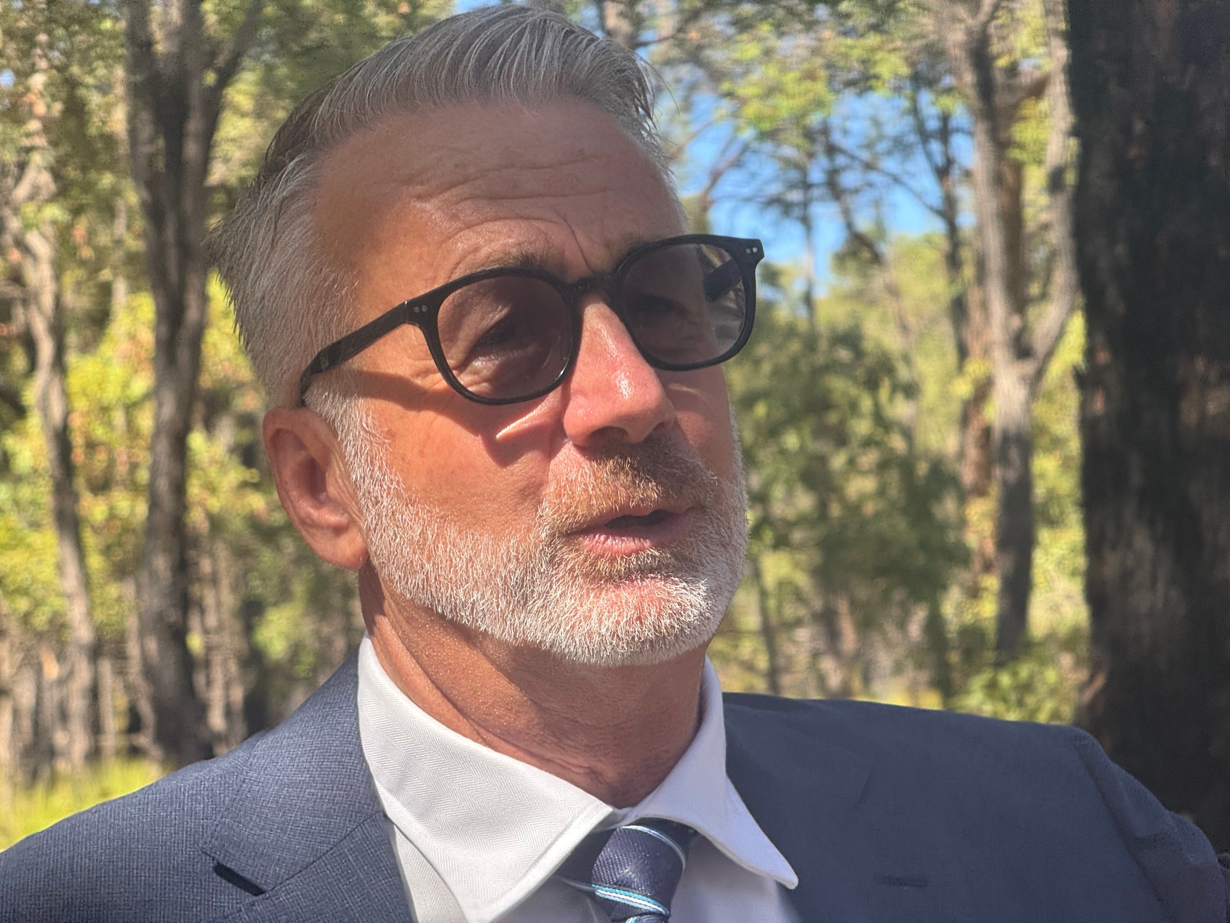 Lisa Mott cold case investigation leads police back to panel van found ...