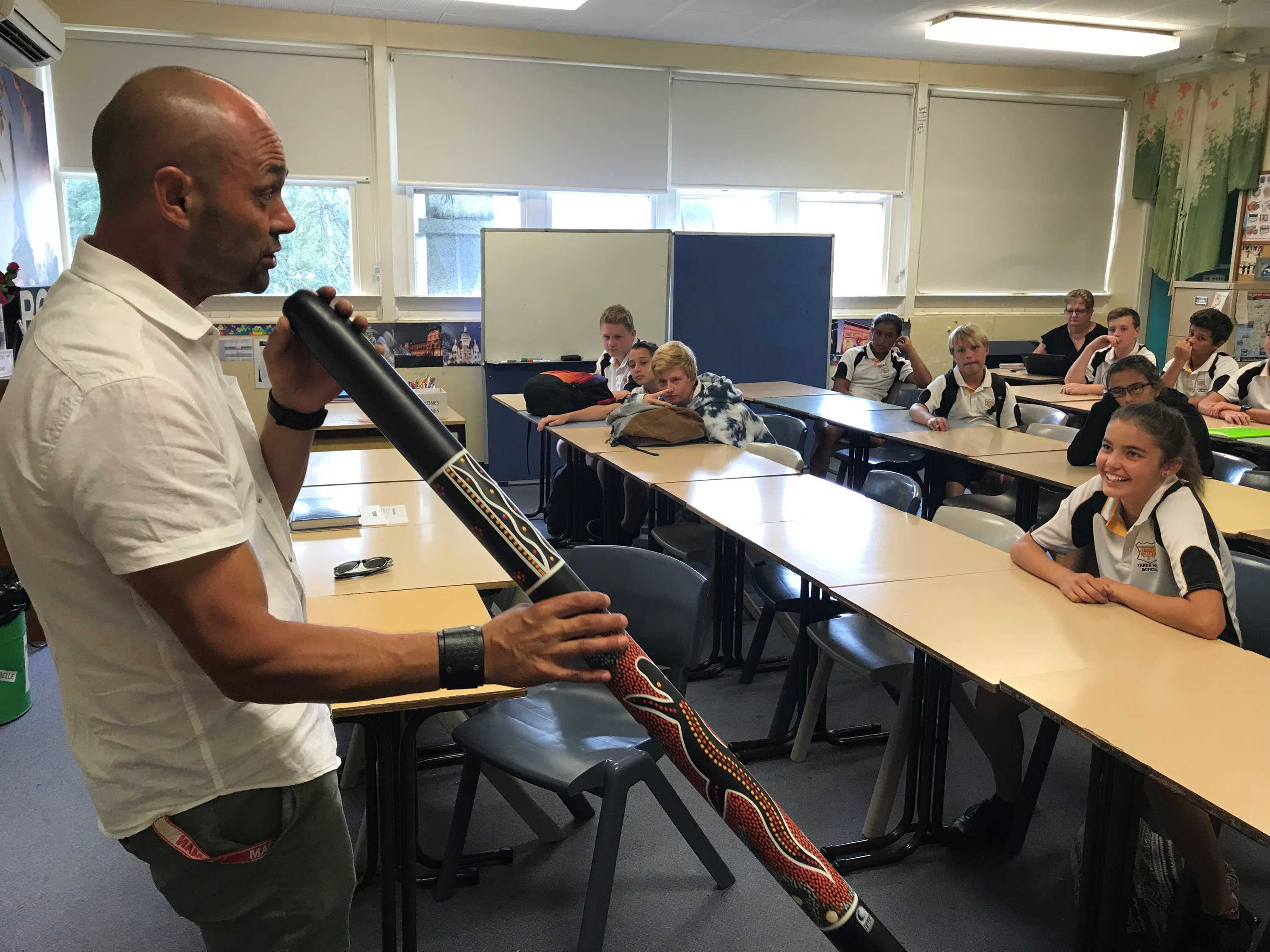 Aboriginal Gathang language brought to life for Taree school students ...