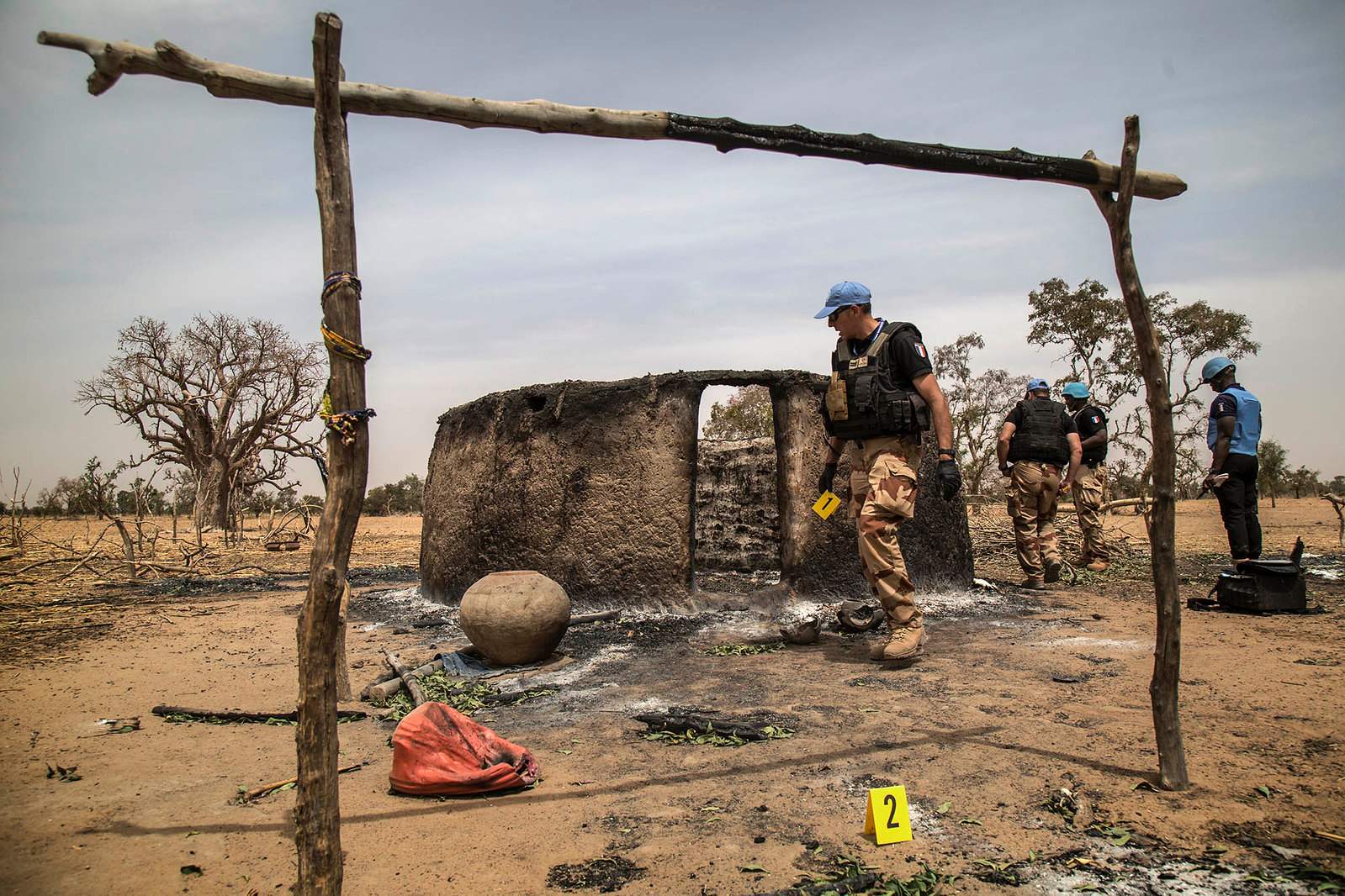 Almost 100 killed in Mali massacre as ethnic violence escalates - ABC News