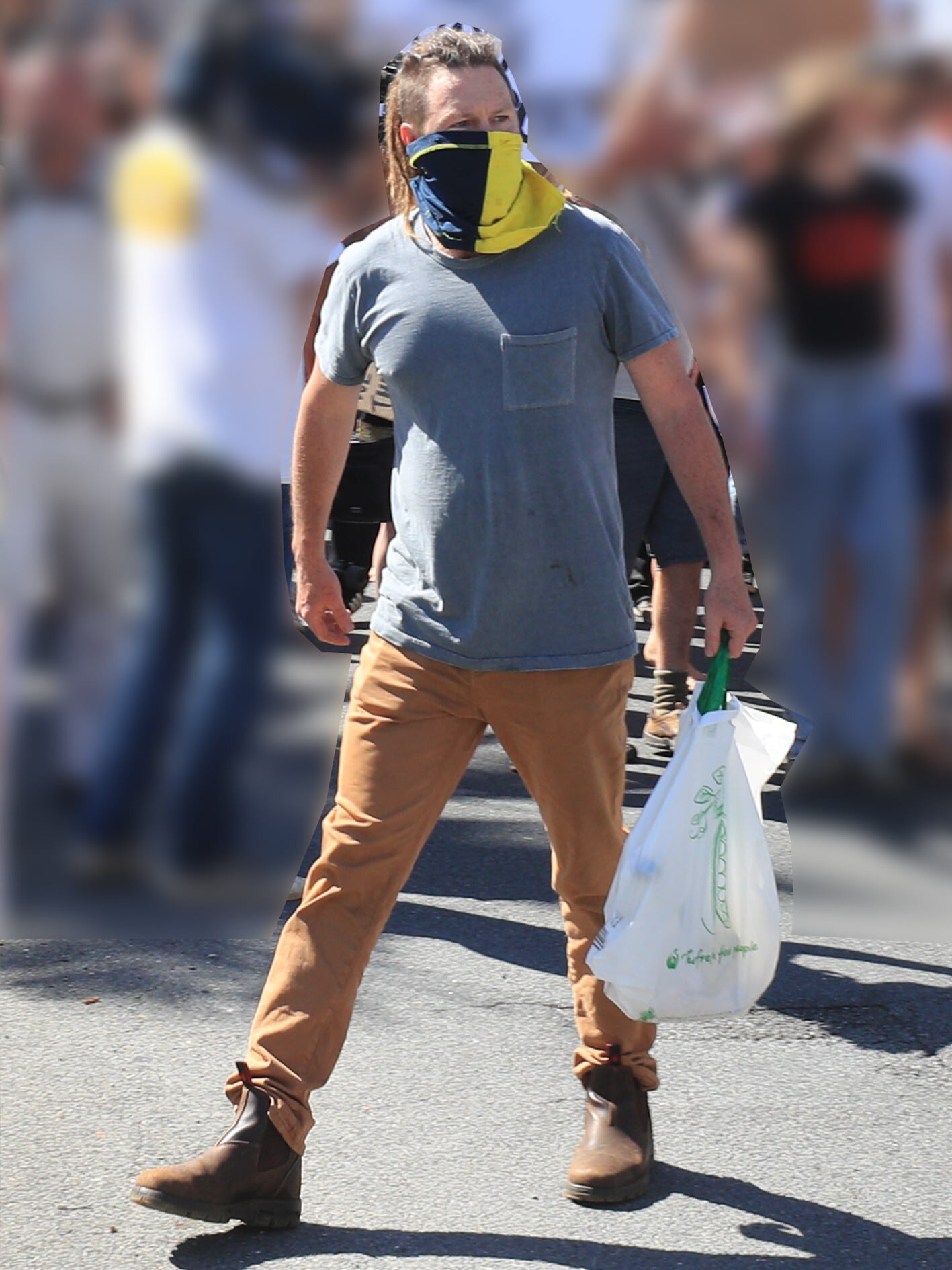 Police seek community help to identify anti-lockdown protesters - ABC News