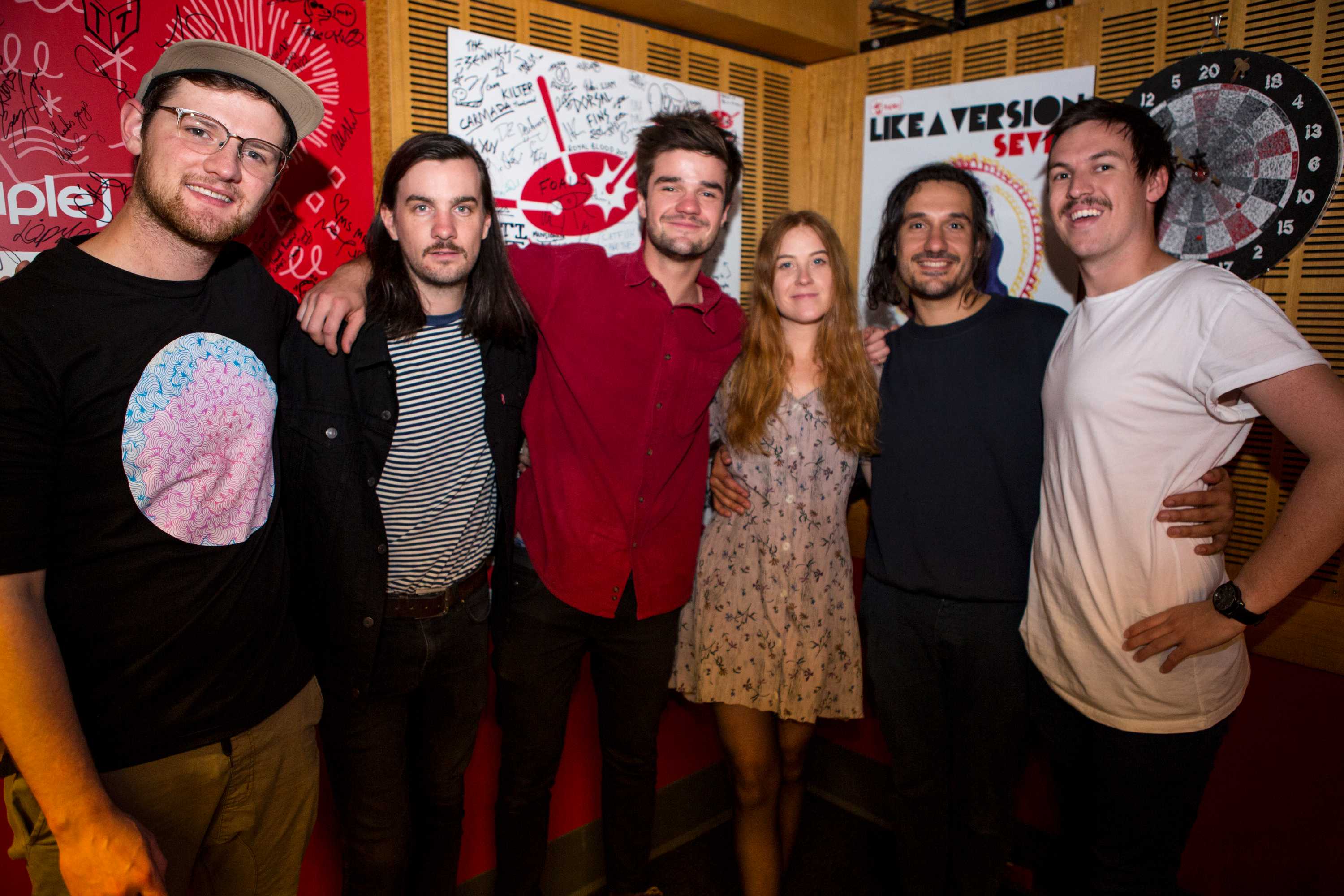 Timberwolf covers Chet Faker 'Talk Is Cheap' for Like A Version [2017 ...