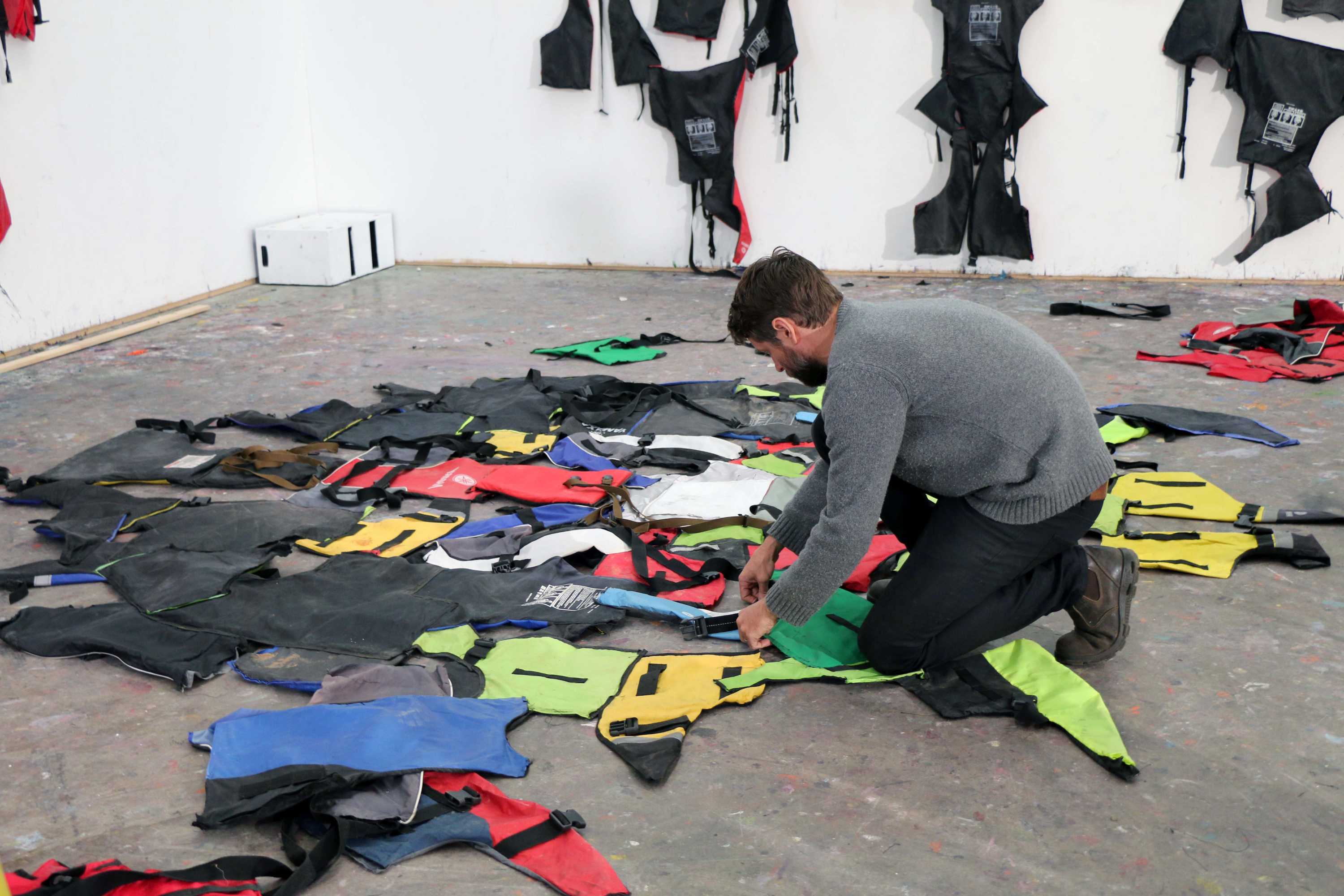 Confronting mortality: Ben Quilty and Richard Flanagan witness Syria ...