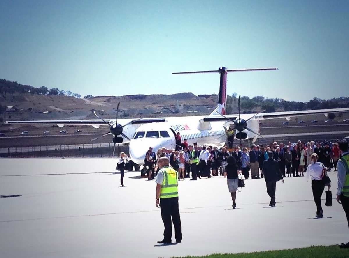 Brisbane West Wellcamp Airport: first plane takes off from Australia's ...