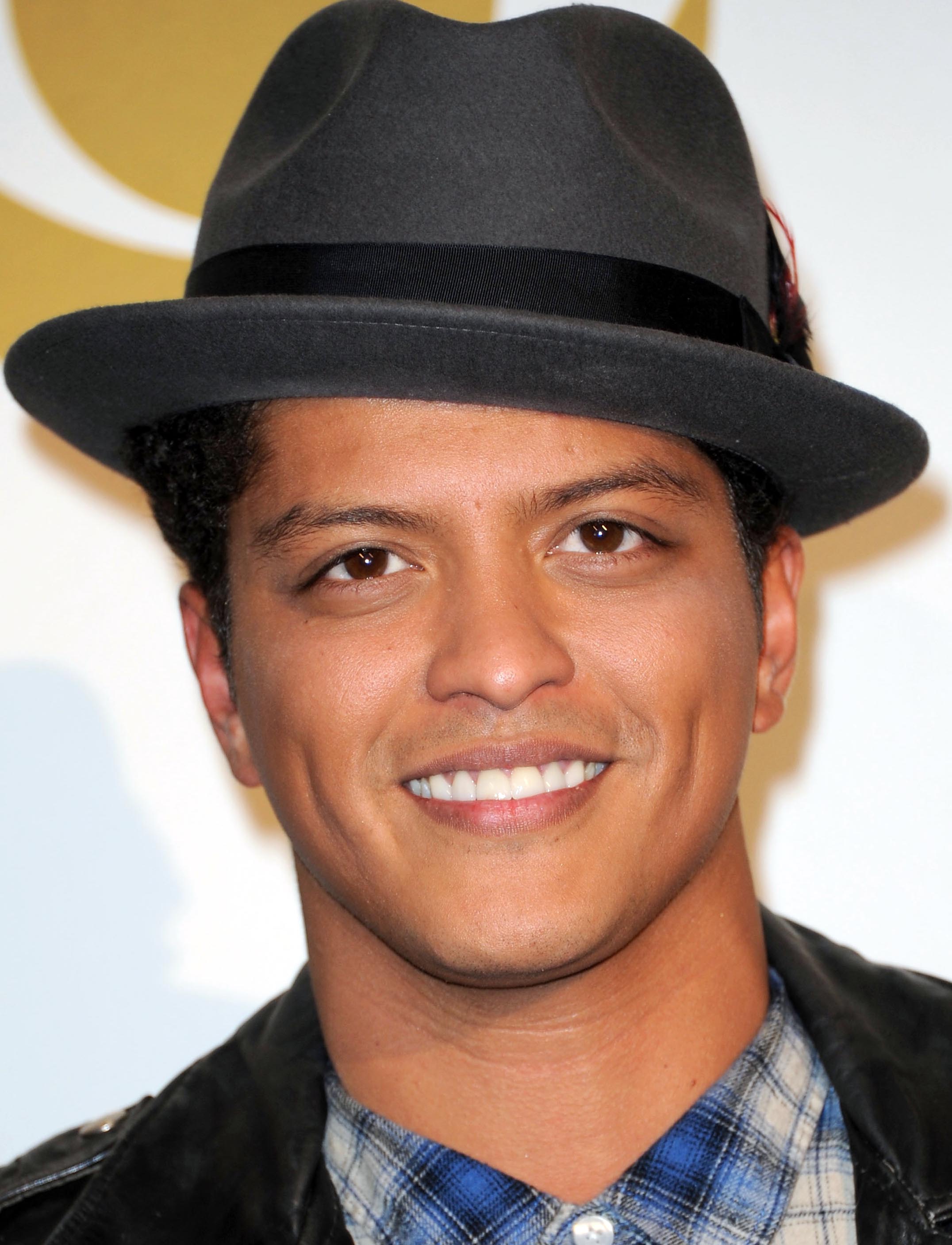 Bruno Mars cleared of cocaine charge - ABC News