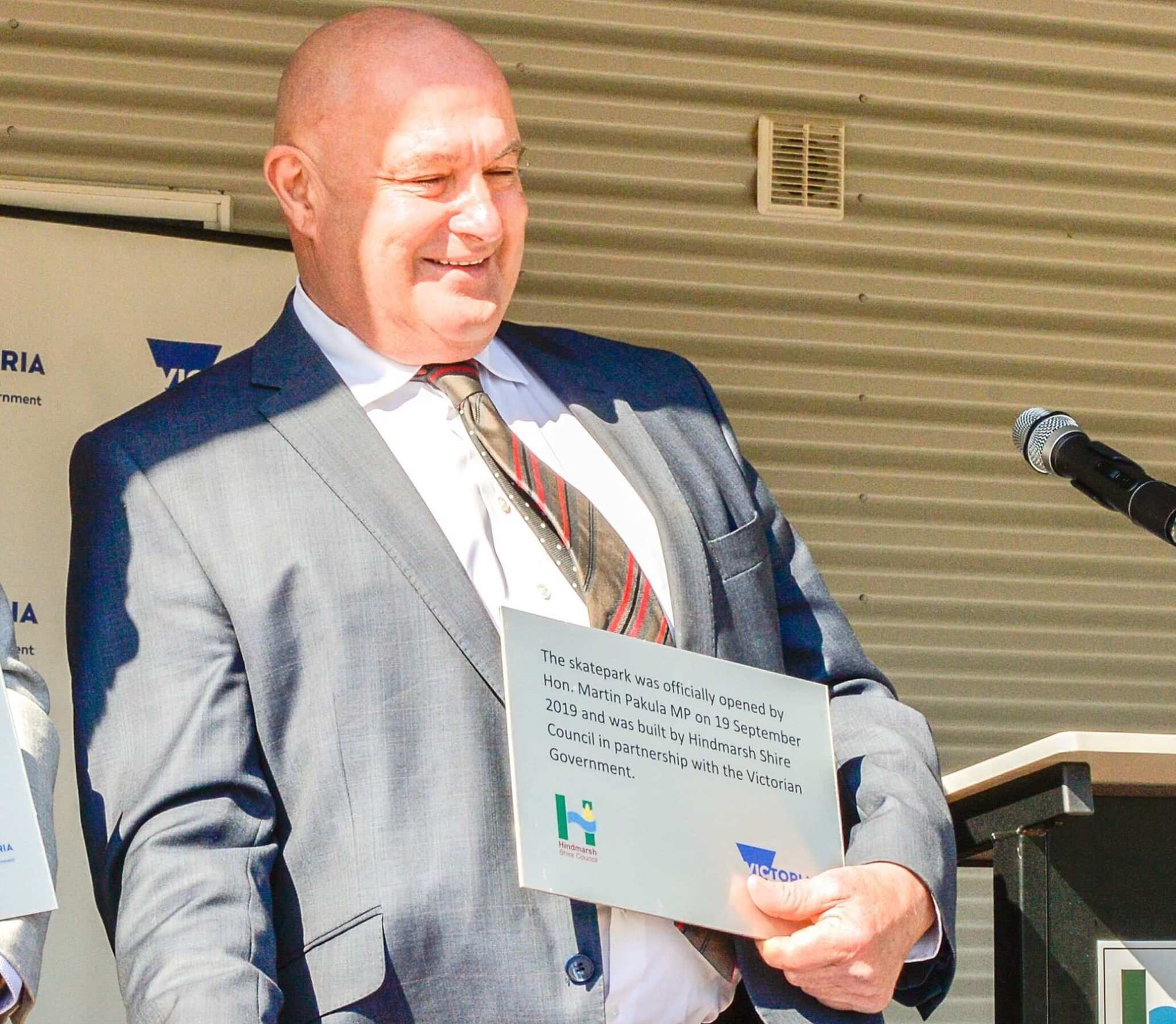 Mayor agrees to apologise for introducing MP Emma Kealy as 'best ...