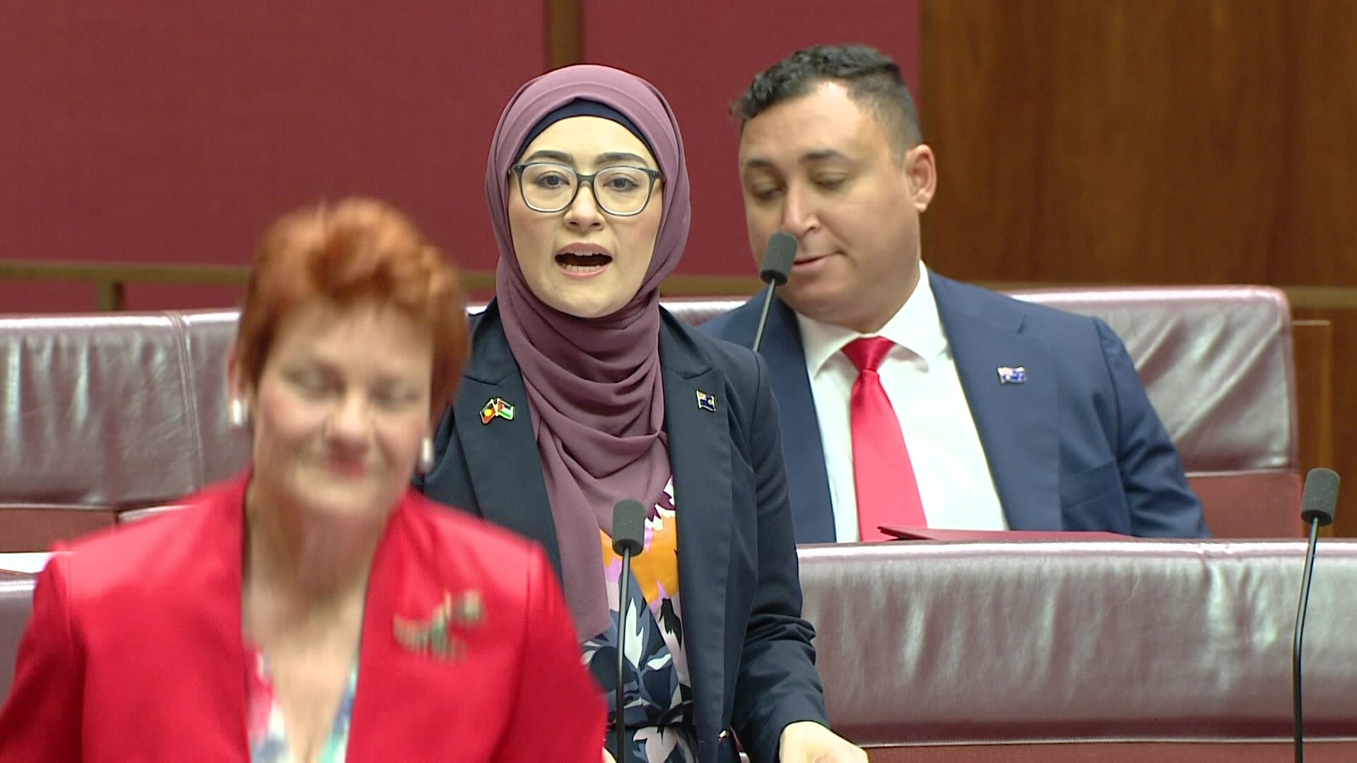 Fatima Payman, Pauline Hanson engage in heated exchange in senate - ABC ...