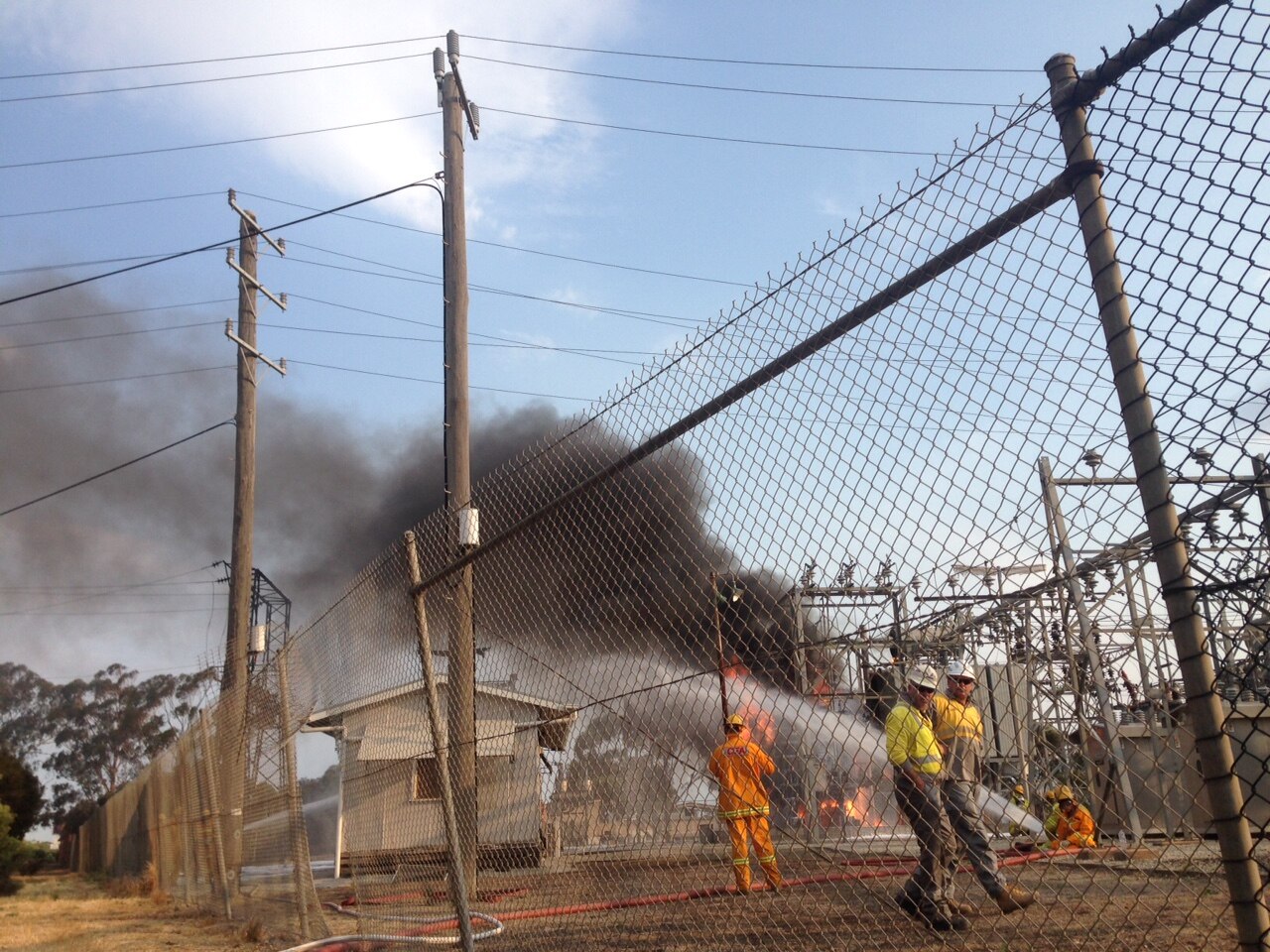 Power restored after fire breaks out in Horsham substation in Victoria ...