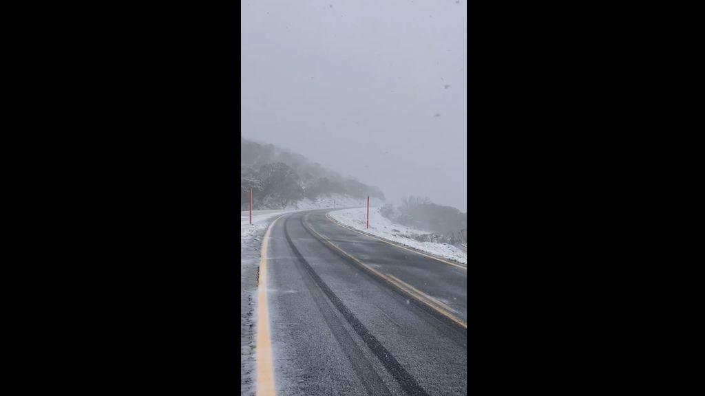 Perisher Valley NSW experiences rare summer snowfall - ABC News