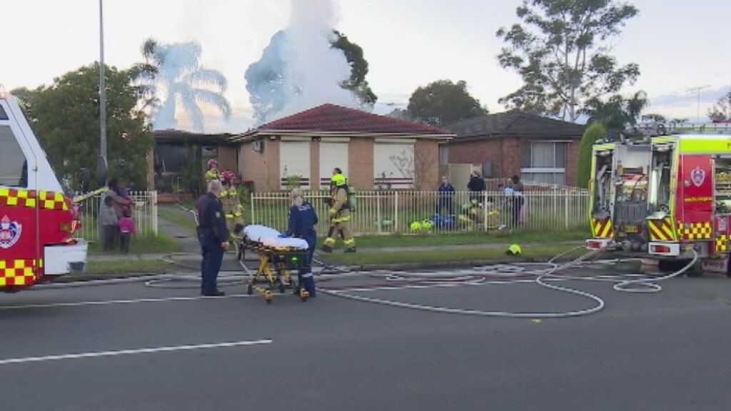 Doonside house fire leaves 9yo in critical condition - ABC News