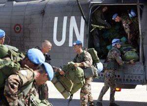 Italian troops arrive in Lebanon to boost UN force - ABC News