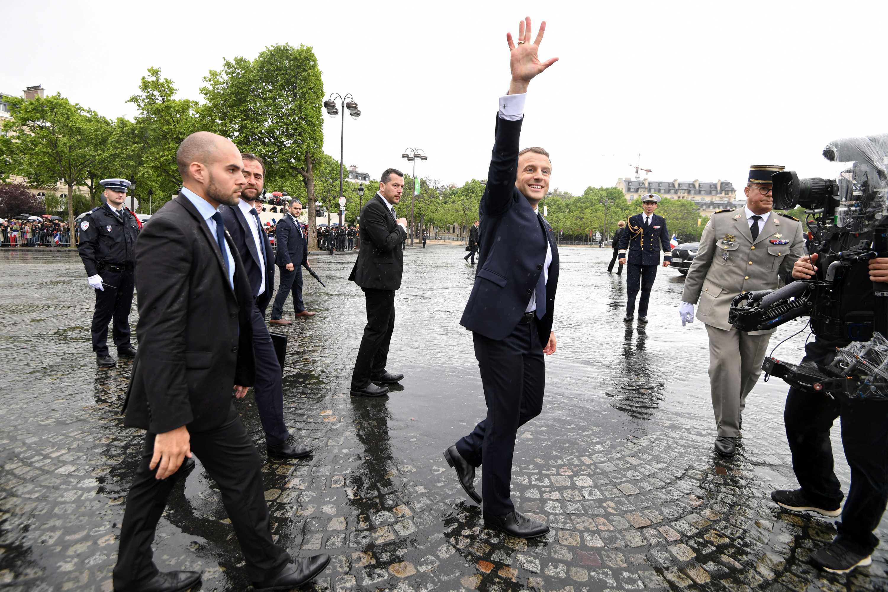 Emmanuel Macron inaugurated as France's youngest leader since Napoleon ...