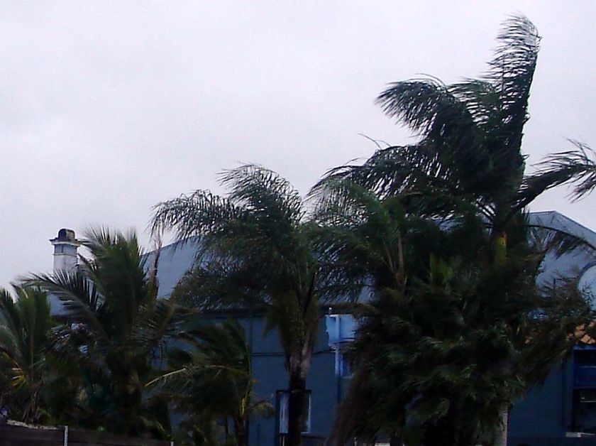 Early cyclones predicted off Qld - ABC News