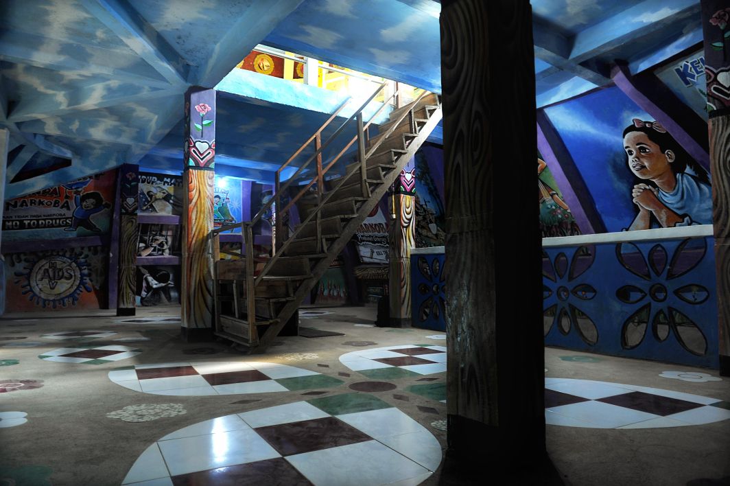 Chicken Church: Indonesia's famed building was built by a man with a ...