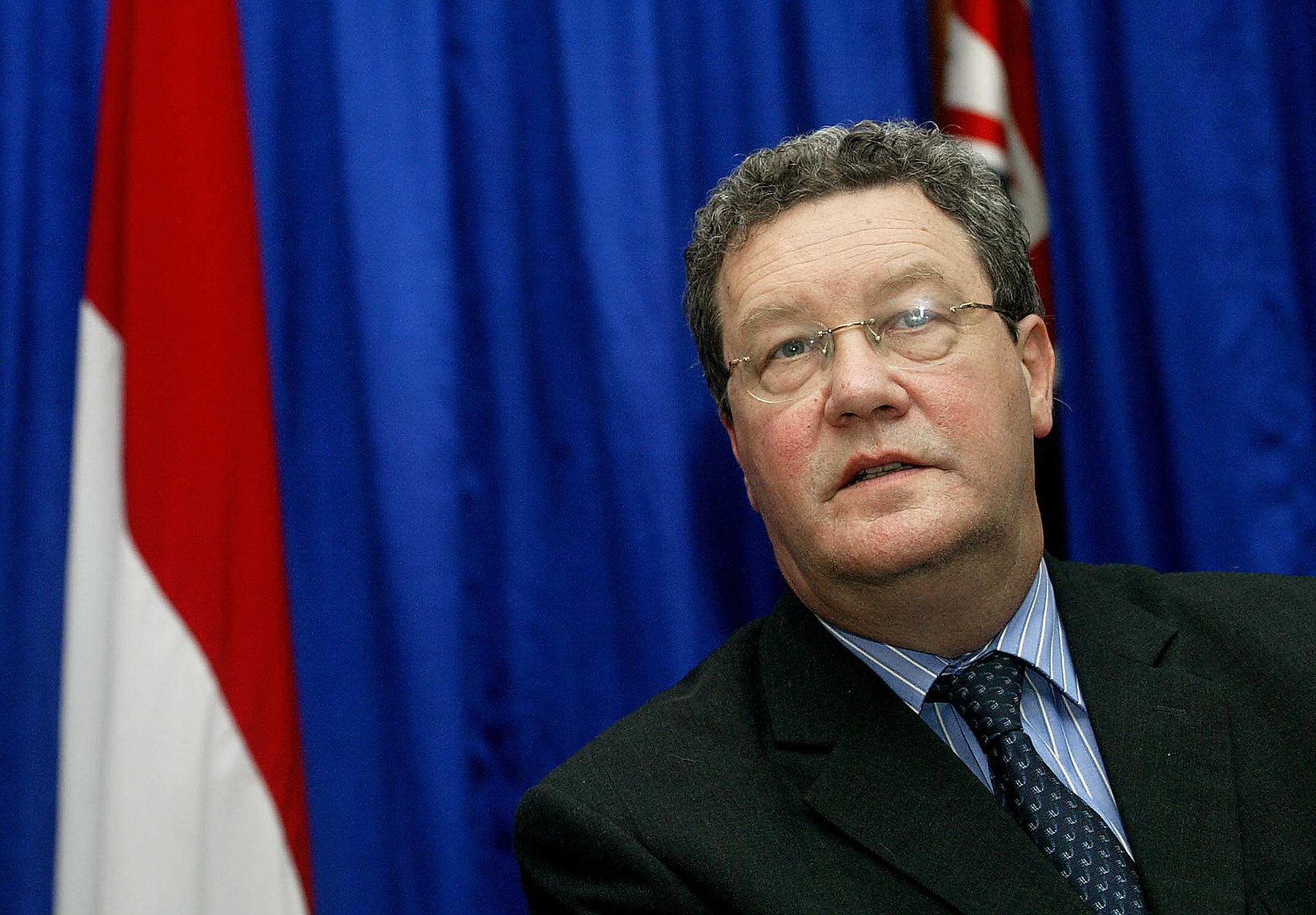 Downer says East Timor spying claims motivated by gas grab - ABC listen
