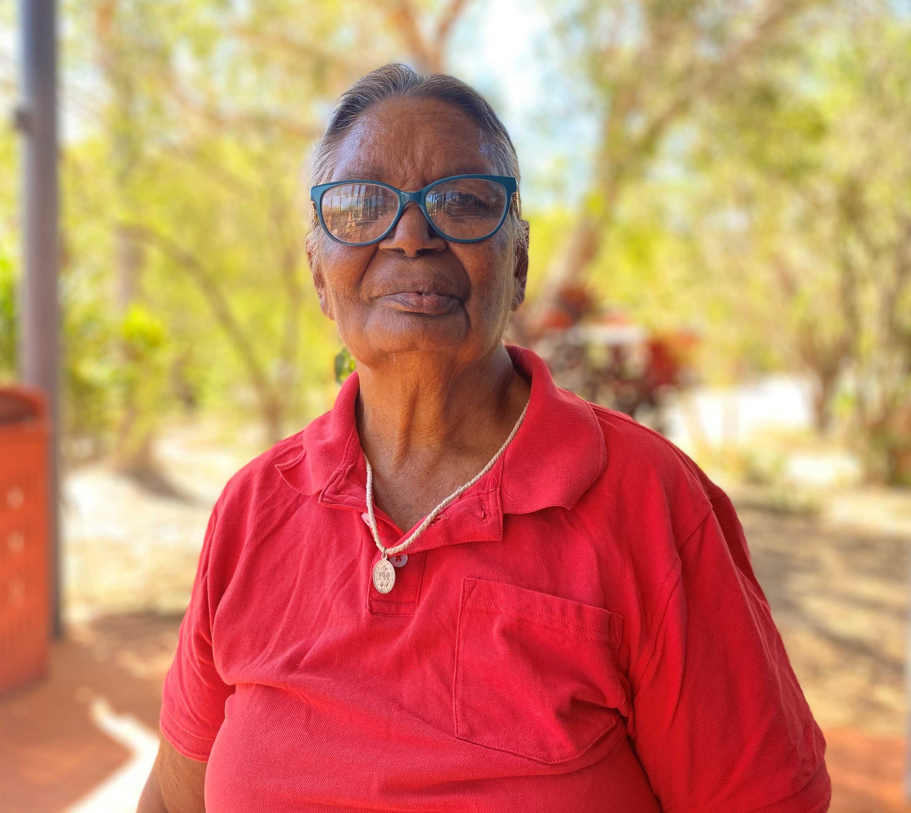 A childhood rich in more ways than money - it's about family - ABC ...