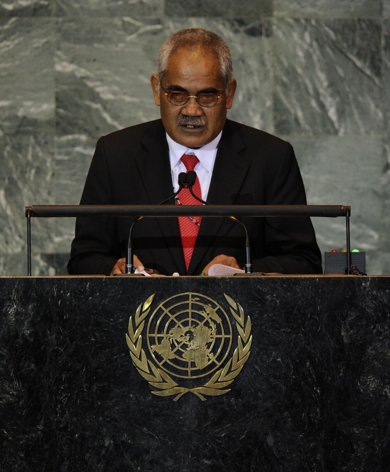 Tuvalu government faces constitutional crisis - ABC News