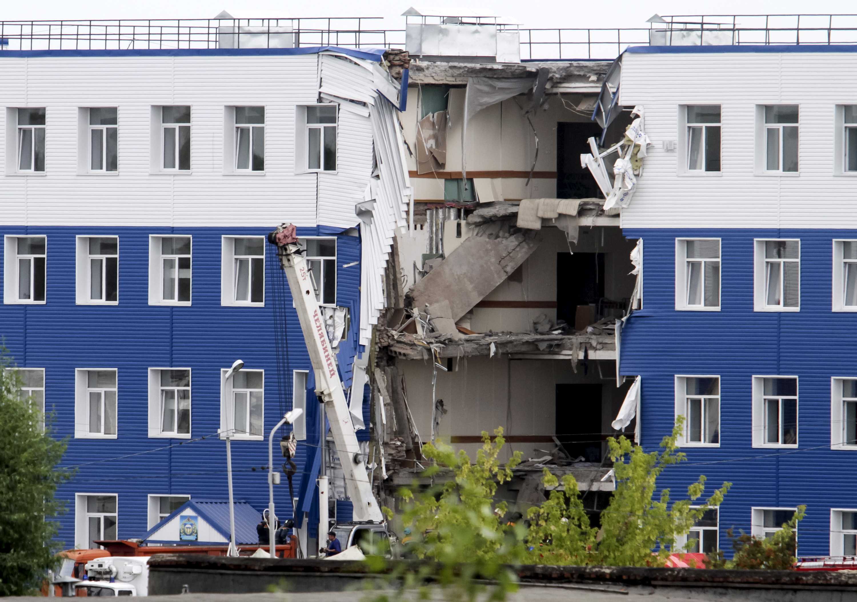 At least 23 conscripts killed in Russian military barracks collapse in ...