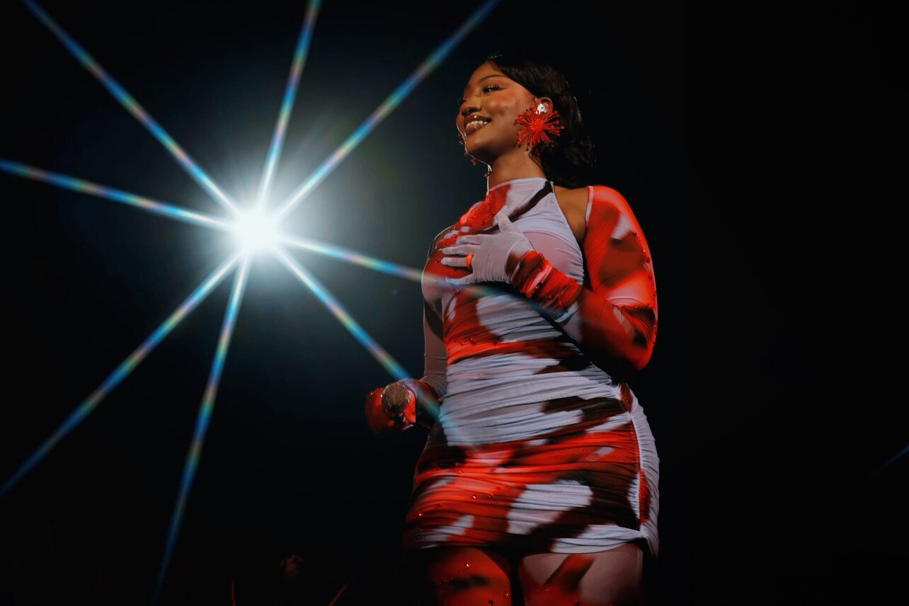 Grammy winner Tems performs to sold-out crowds on Born in the Wild ...