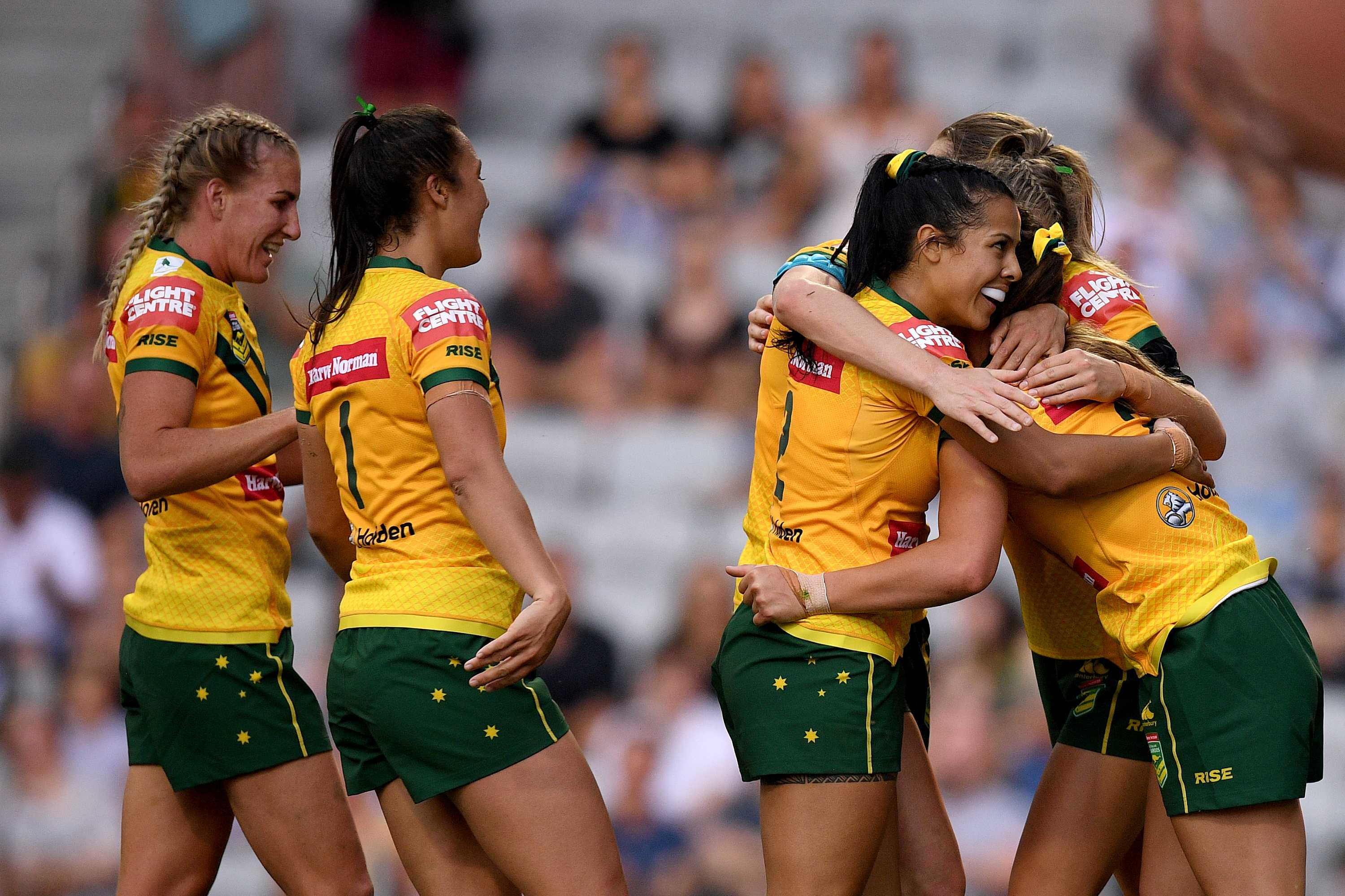 Australia's Jillaroos beat New Zealand's Kiwi Ferns 28-8 in rugby ...