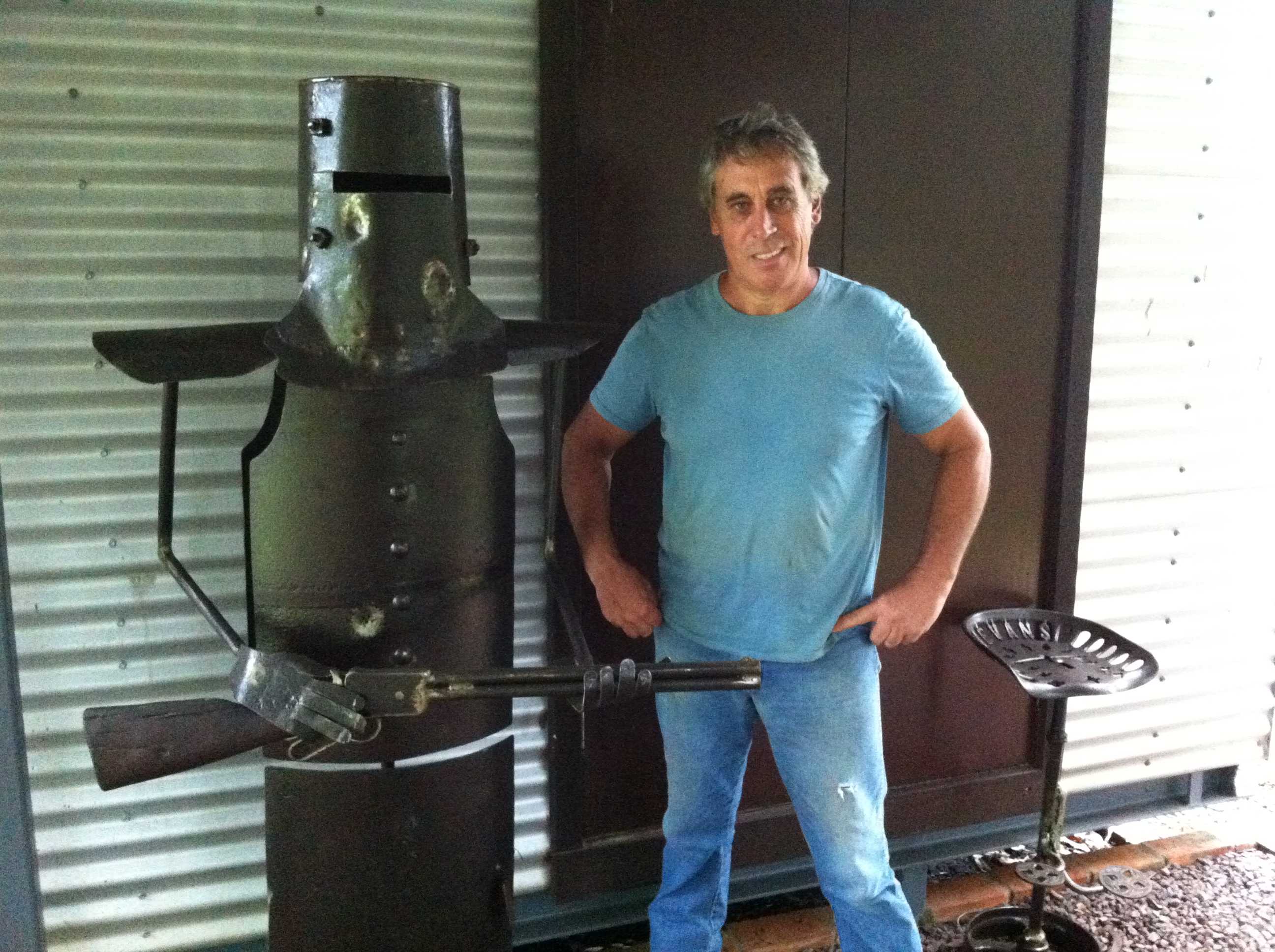 Northern Territory artist Tim Godbold sculpts new life with century-old ...