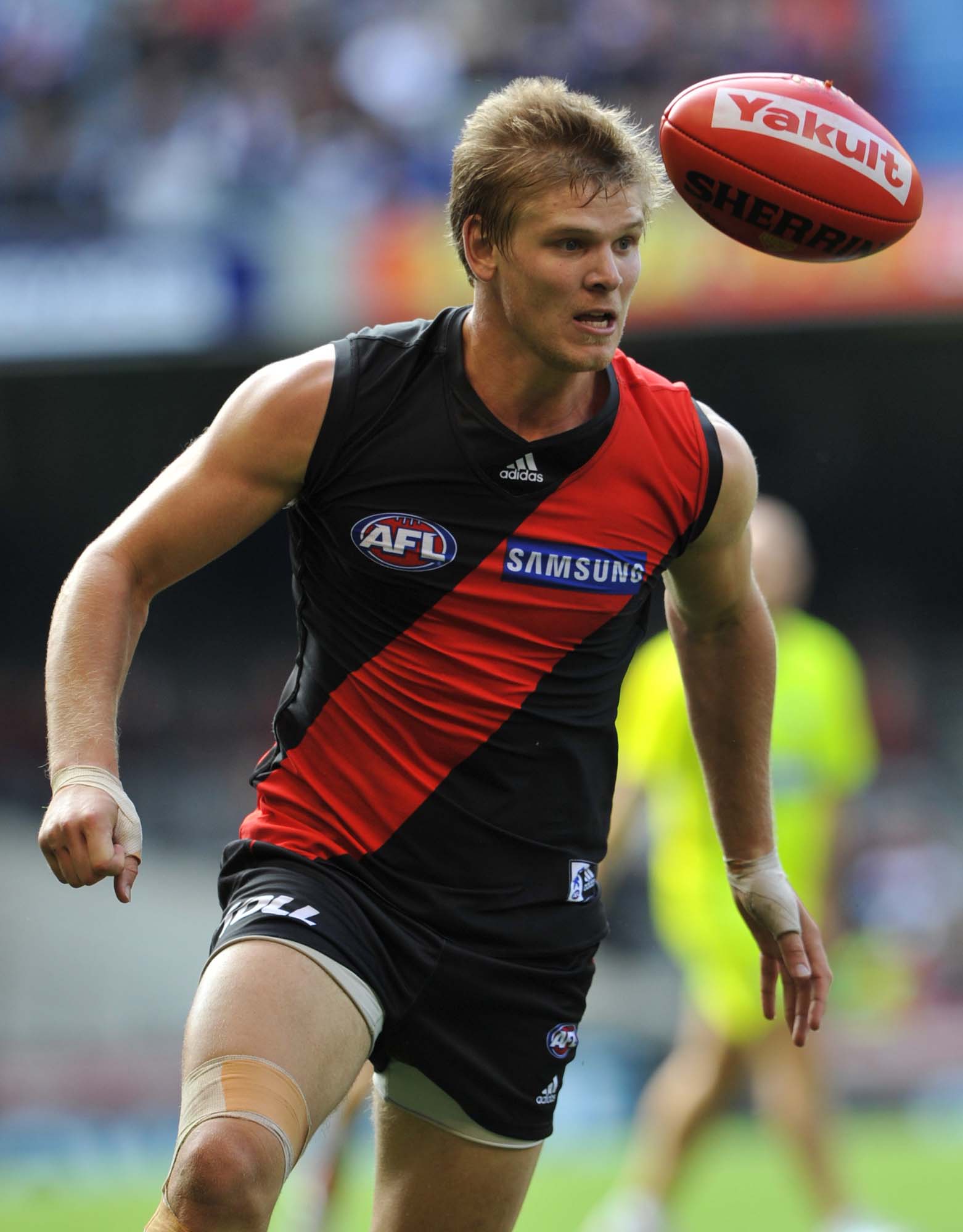 Hurley pens five-year deal with Bombers - ABC News