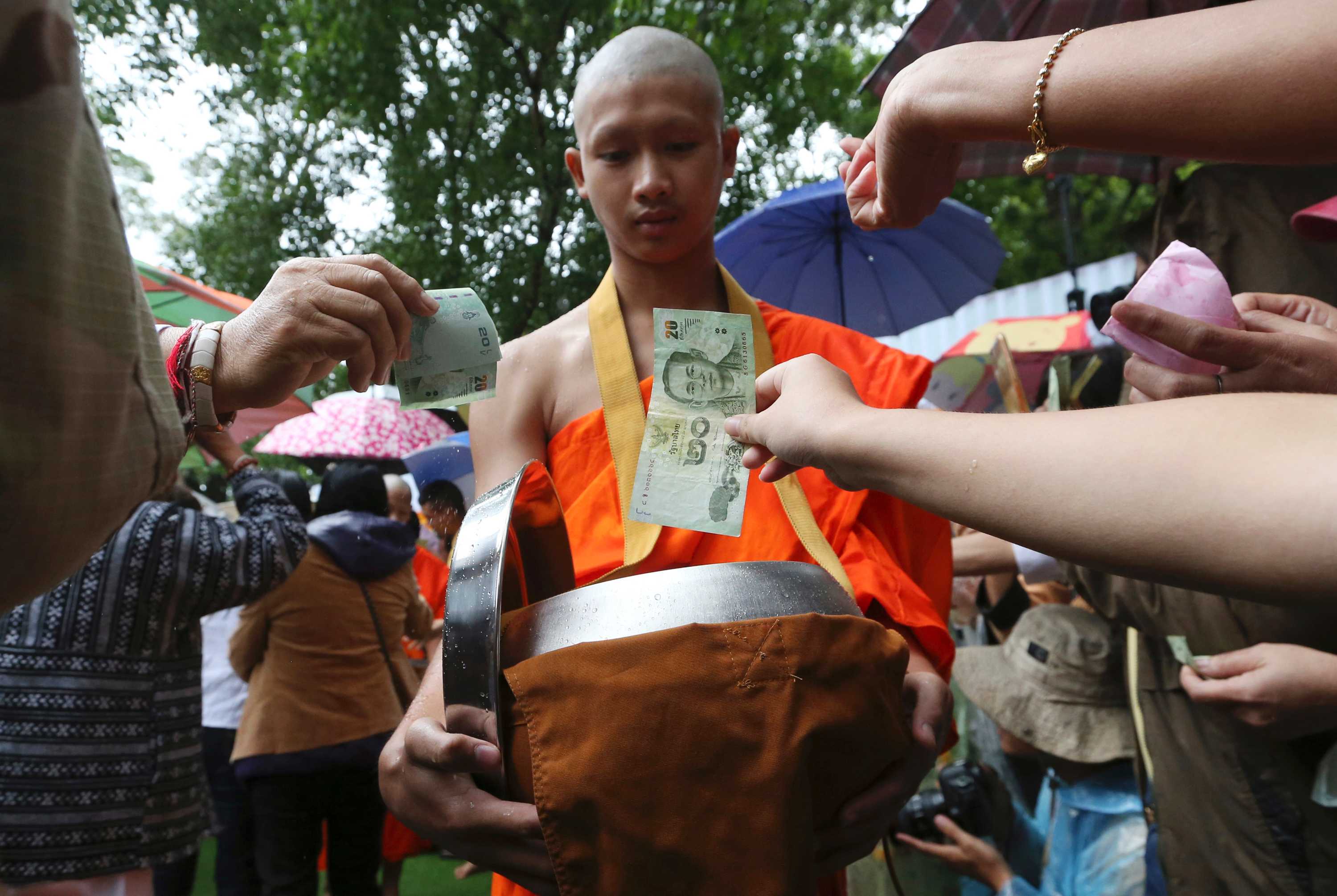 Thai cave rescue: Rescued boys ordained in Buddhist ceremony to honour ...