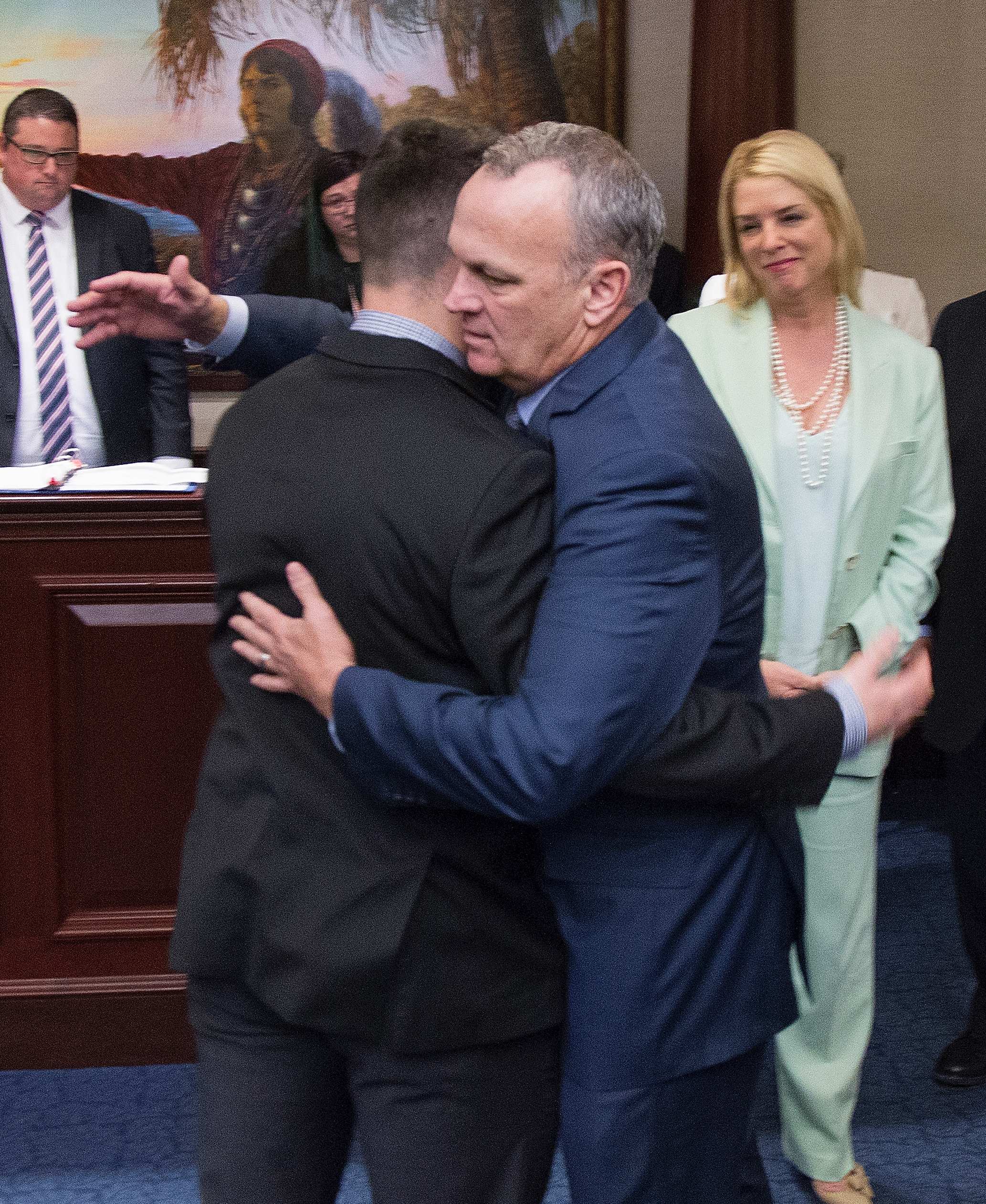 Florida gun control bill passes after school shooting to restrict ...