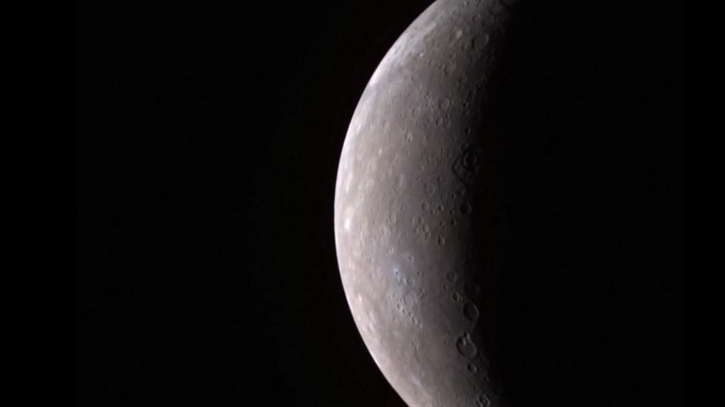 The spacecraft took a photo as it flew within 200km of Mercury's ...