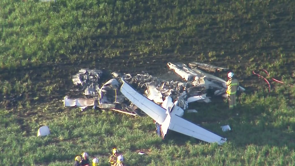 Two men have died in a plane crash at Oakey, west of Brisbane. - ABC News